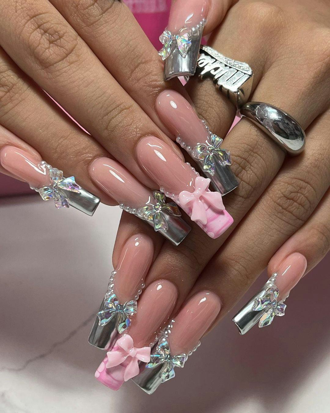 15 Trendy 3D Chrome Nail Designs For Winter 2024 & Beyond