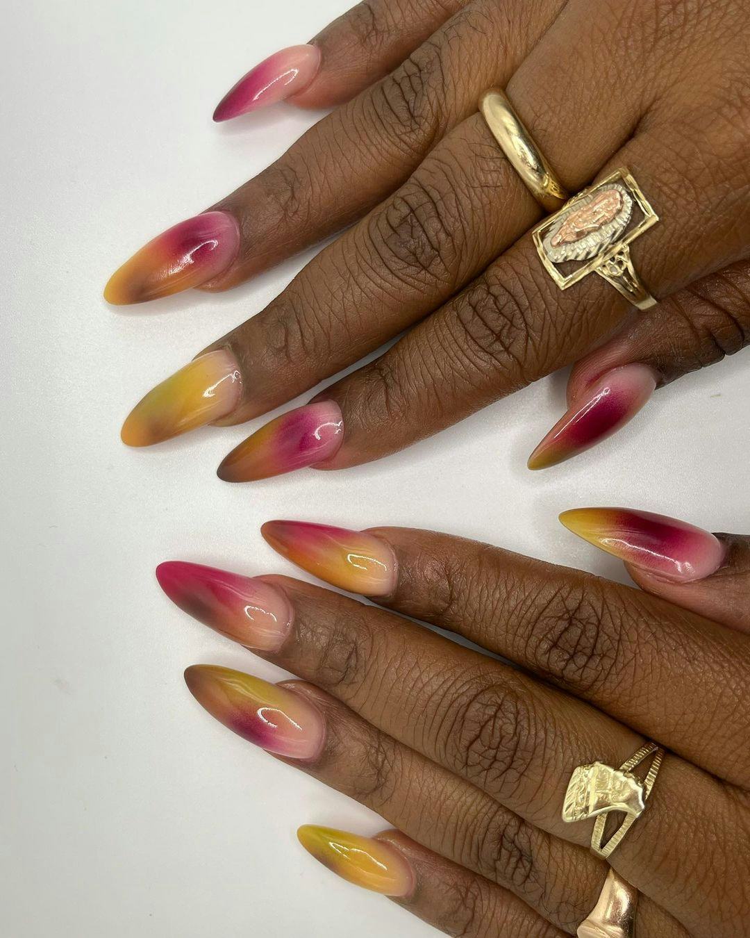 16 Cabincore Nail Design Ideas For Winter 2024 That Give Cozy Vibes