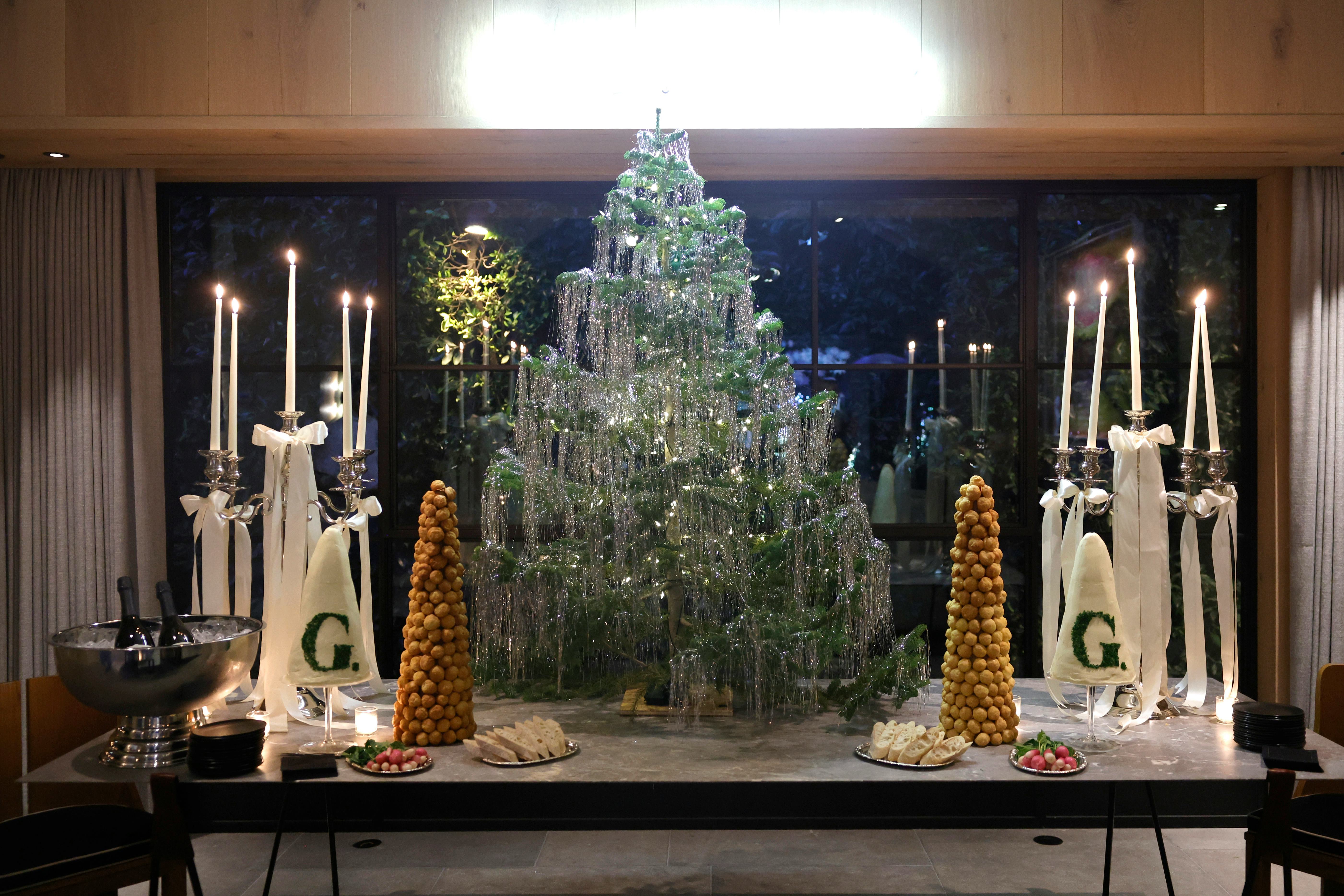 Gwyneth Paltrow’s Hosting Tips, Straight From Her Goop Holiday Party