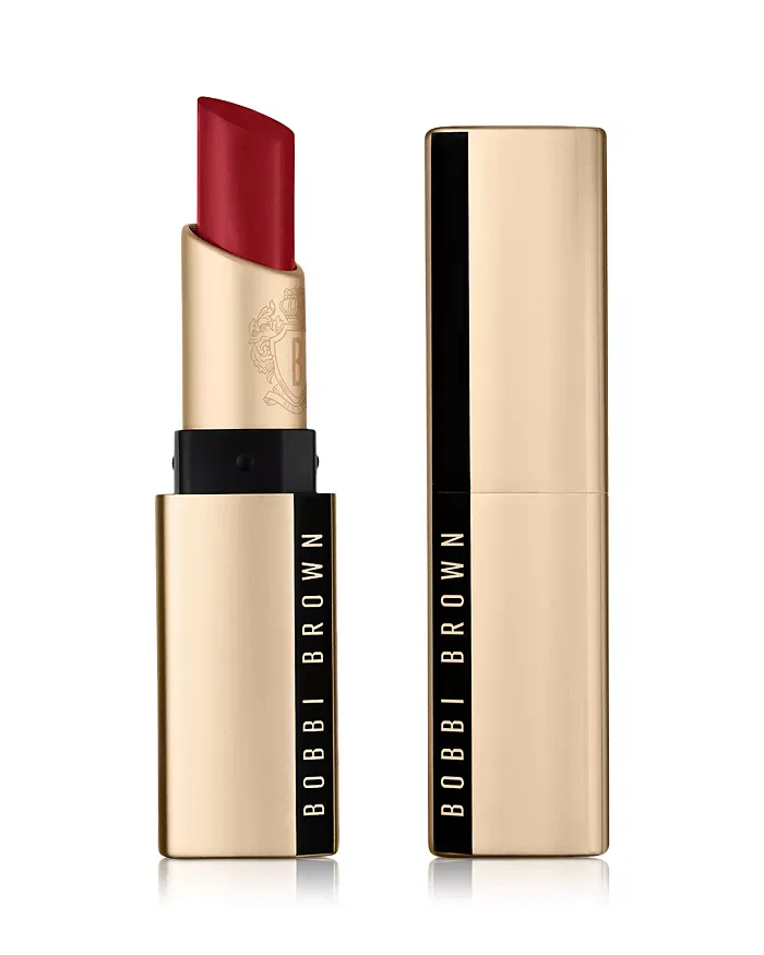 These Red Lipstick Makeup Tips Are The Key To A Flawless Application
