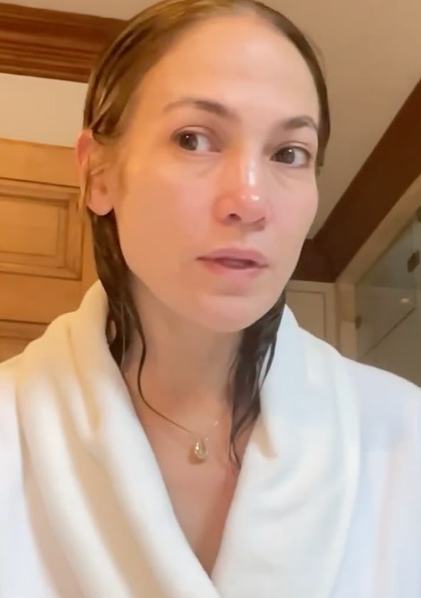 Celebrities Without Makeup Embrace The Beauty Of Bare-Faced Days