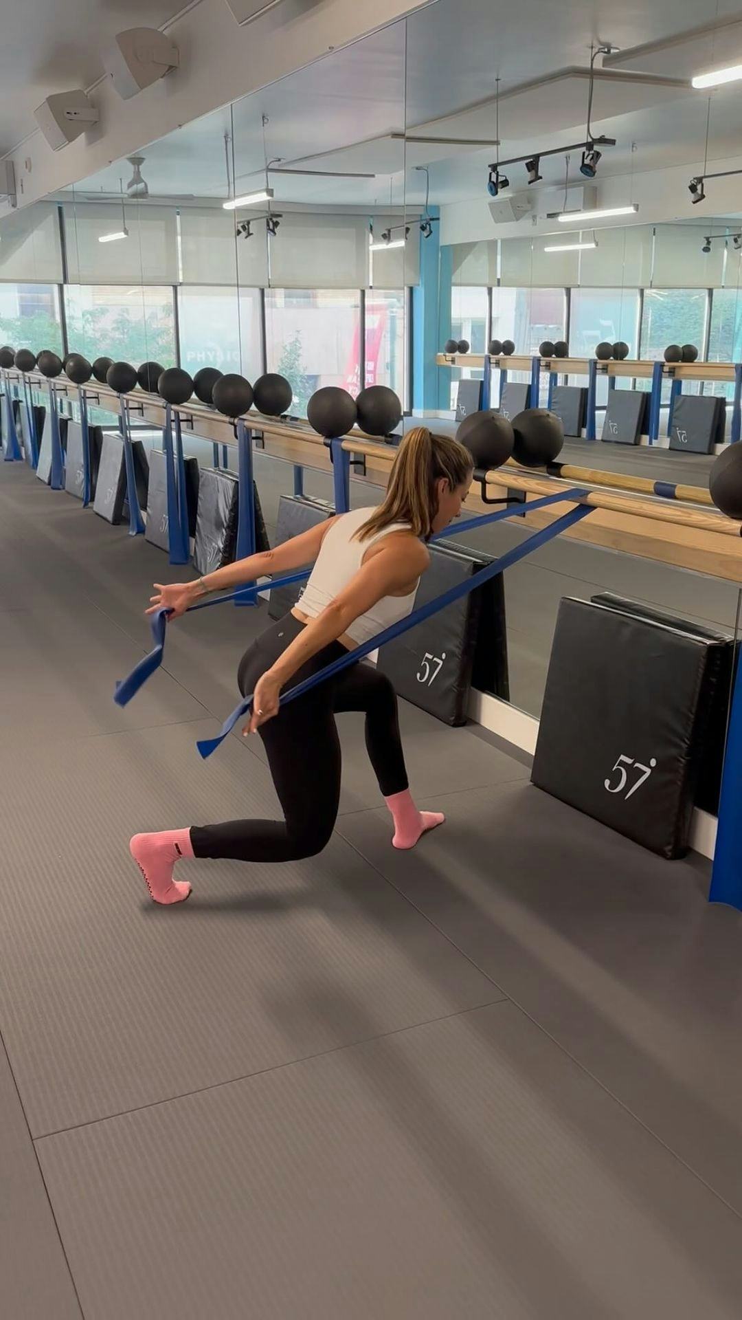 An Honest Review Of Physique 57, Sarah Jessica Parker's Fave Workout