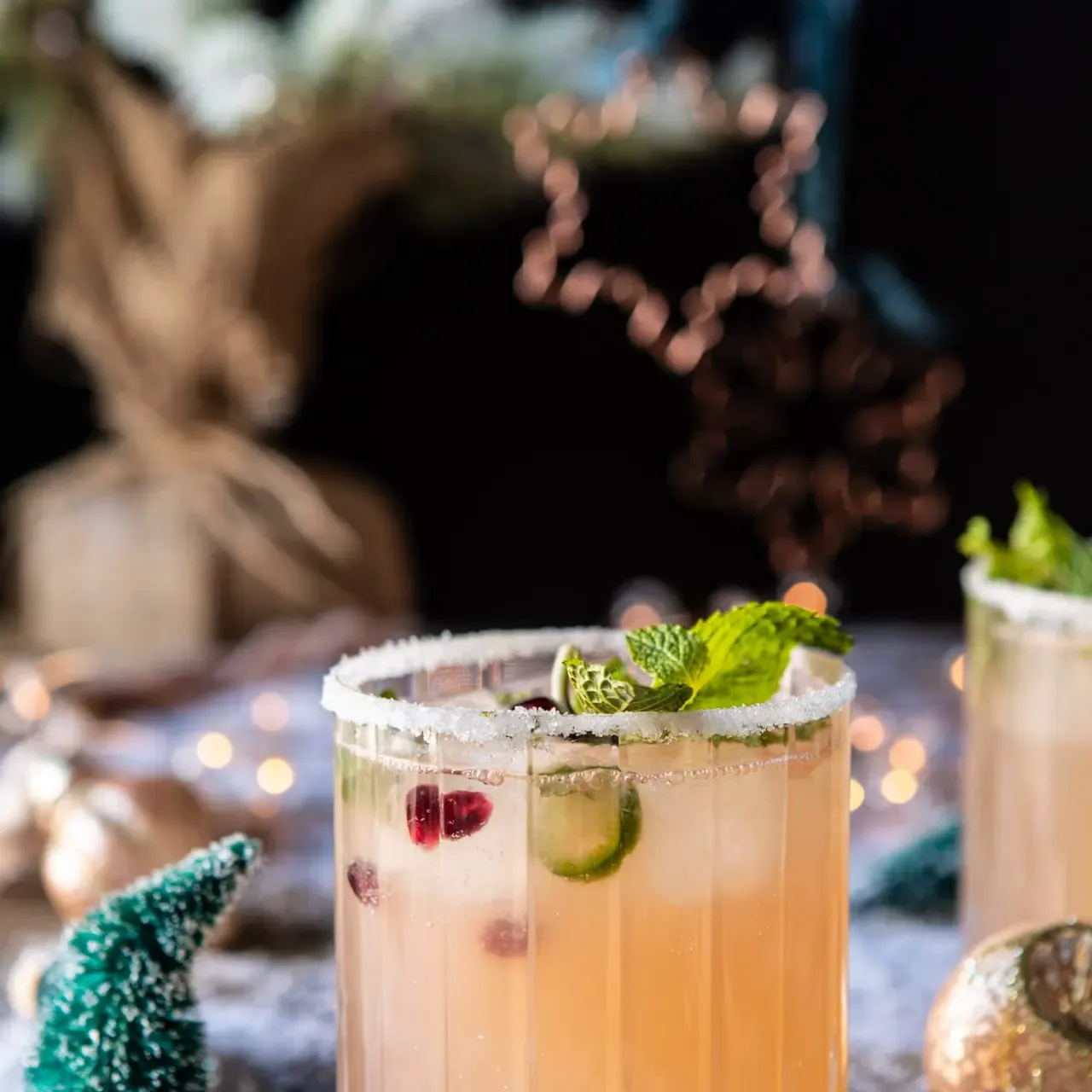 14 Batch Christmas Cocktails You Can Make Ahead For A Crowd