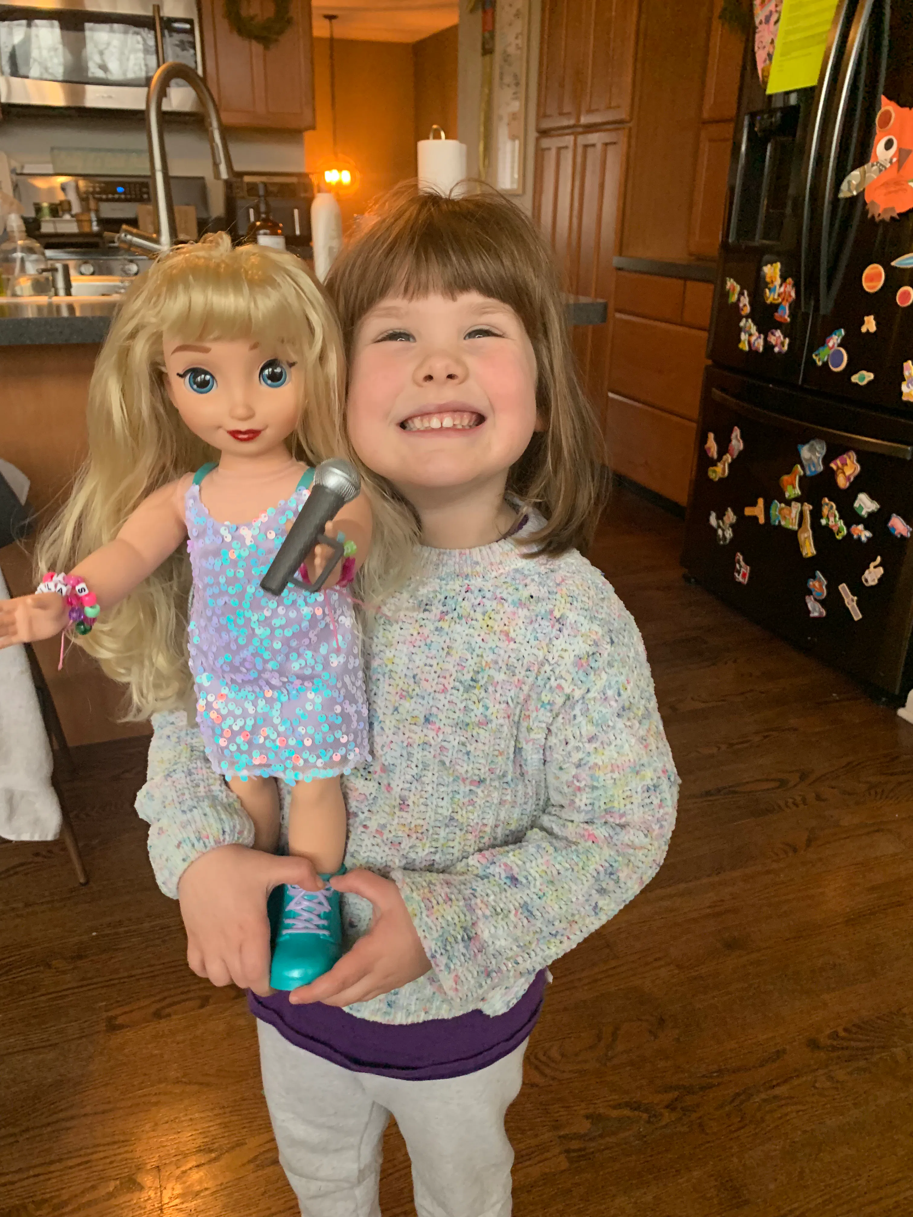 This Mom Crafted Her Own Taylor Swift Doll For Her Daughter