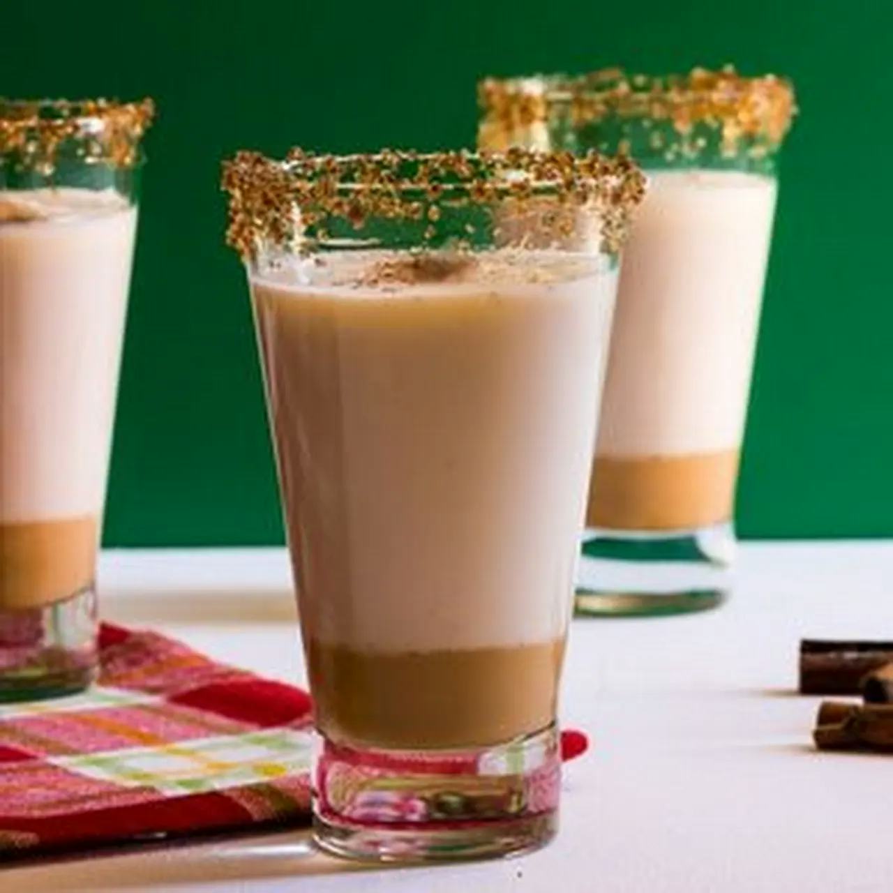 14 Batch Christmas Cocktails You Can Make Ahead For A Crowd