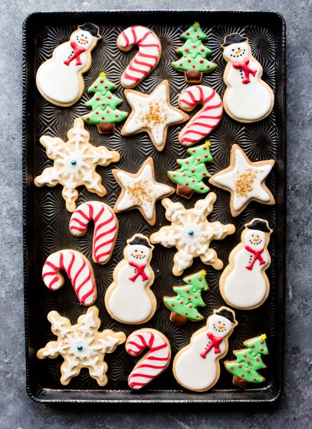 7 Christmas Cookie Icing Recipes That Make Decorating A Breeze