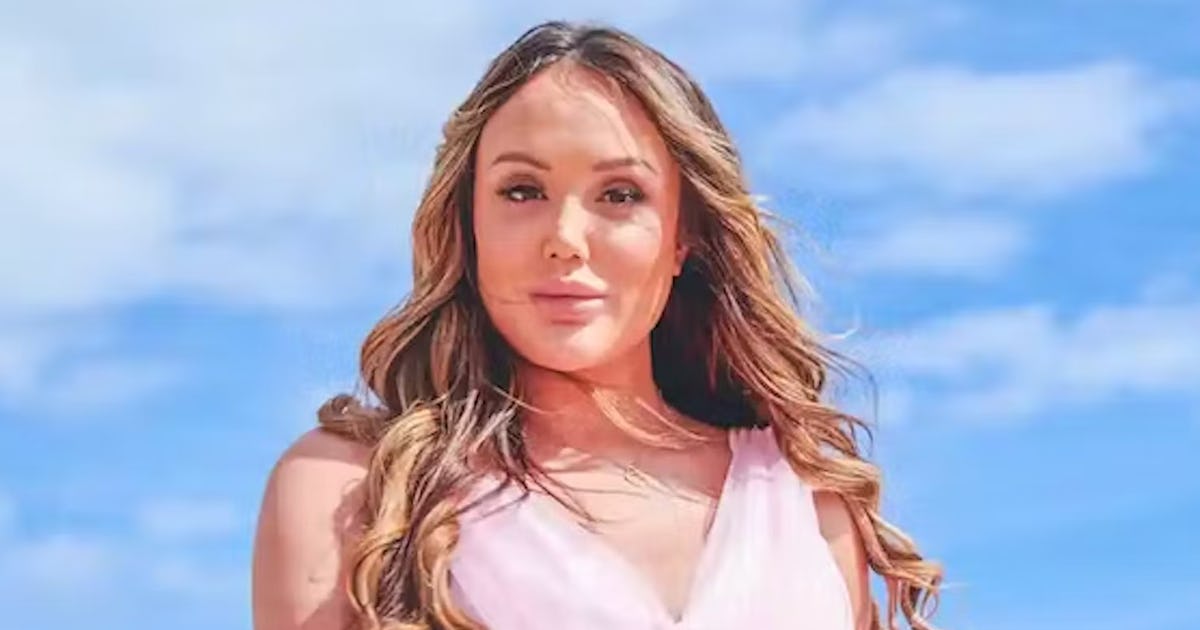 What Is Charlotte Crosbys Net Worth Geordie Shore Star Makes Bank