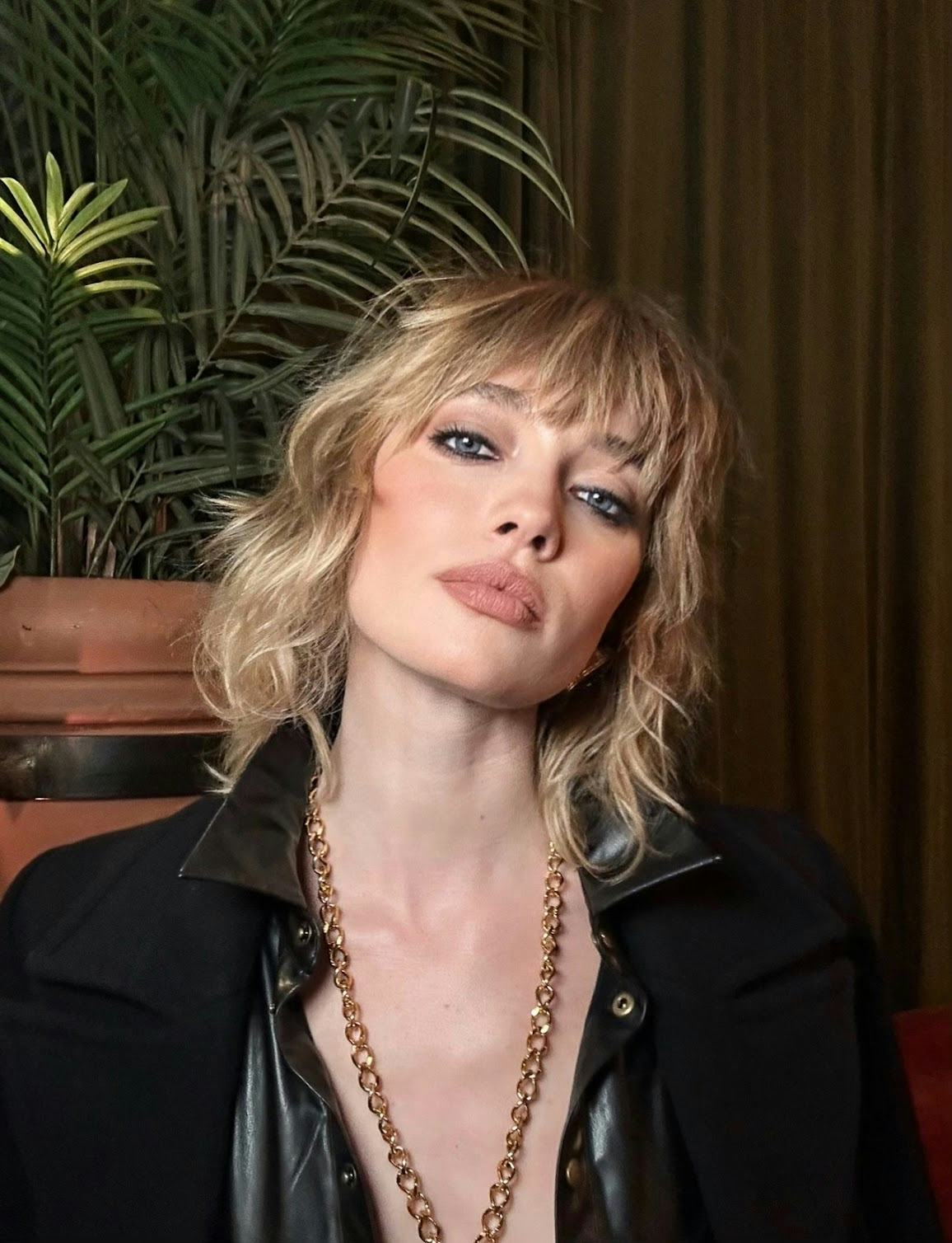 New York Fashion Week Fall/Winter 2023: Top Makeup Looks & Hairstyles