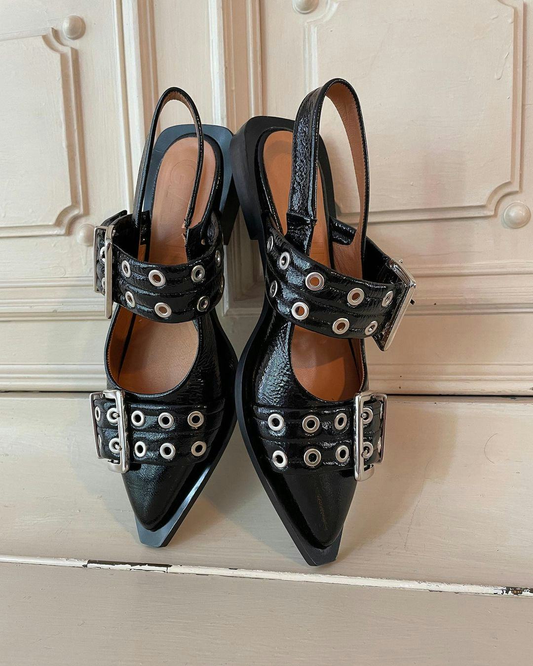 The Best Flats For Spring 2023: Shop TZR's Go-To Pairs