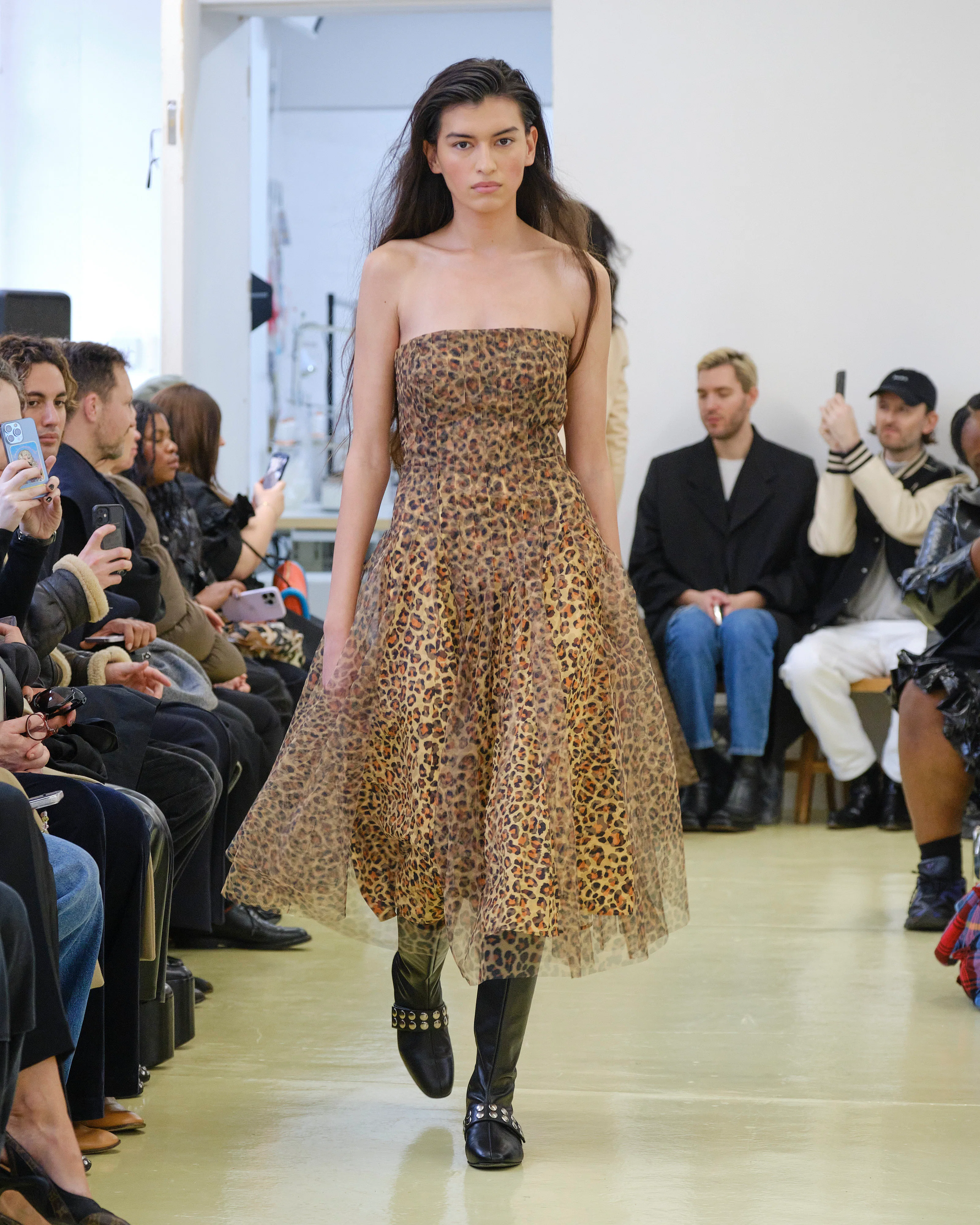 London Fashion Week Fall 2023: See All the Best Runway Looks