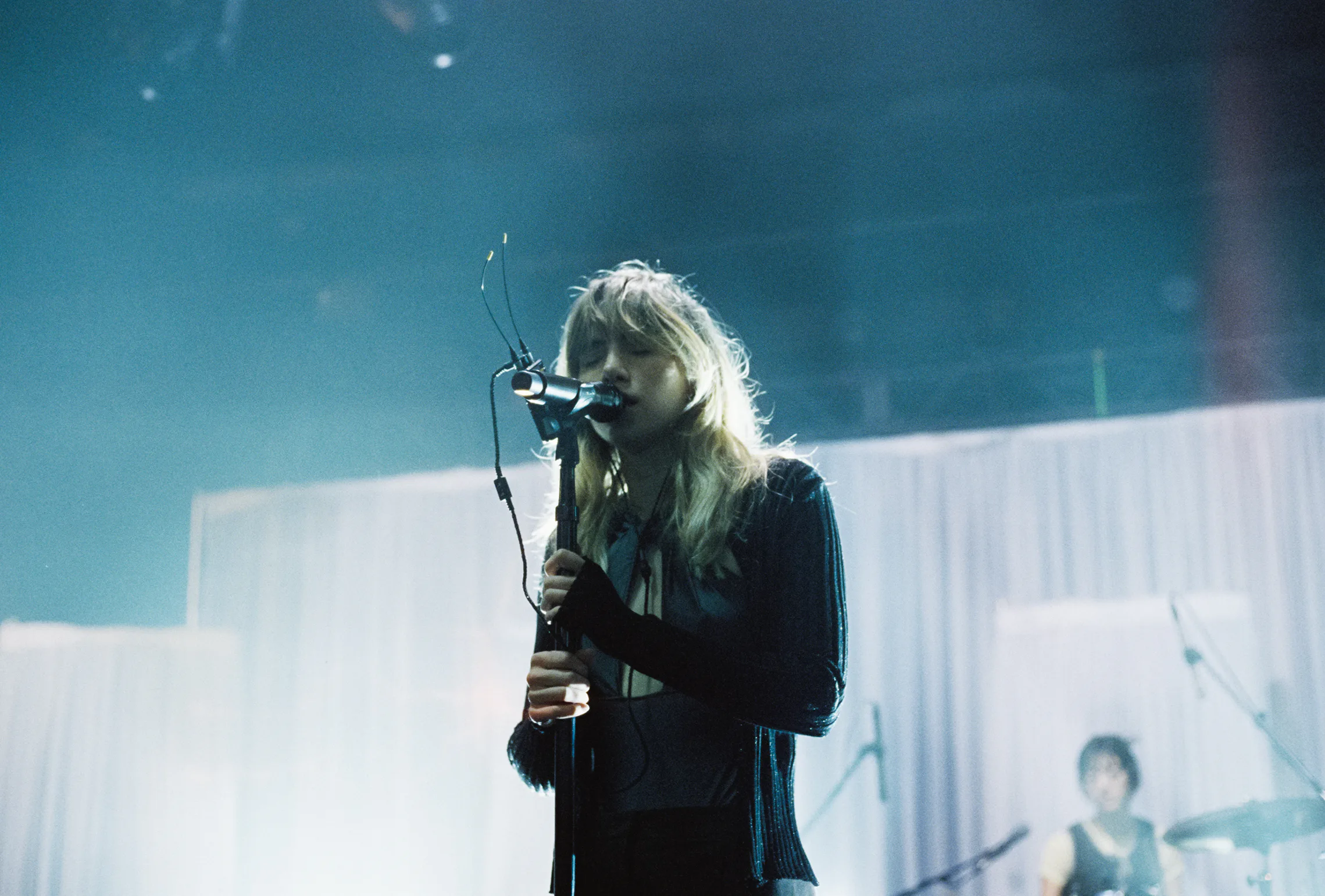 Suki Waterhouse's Backstage 'Coolest Place In the World' Tour Diary