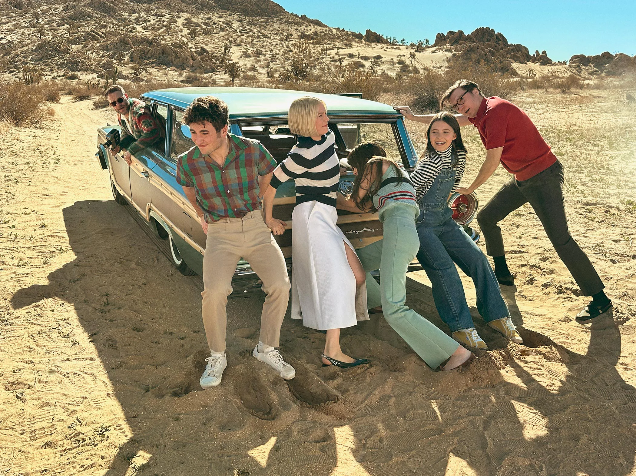 Steven Spielberg Reunites Michelle Williams and Paul Dano in ‘The ...