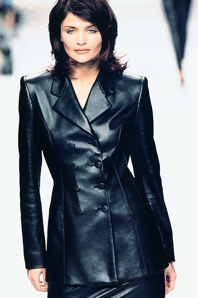 15 Iconic Beauty Looks From ’90s-Era New York Fashion Week Shows