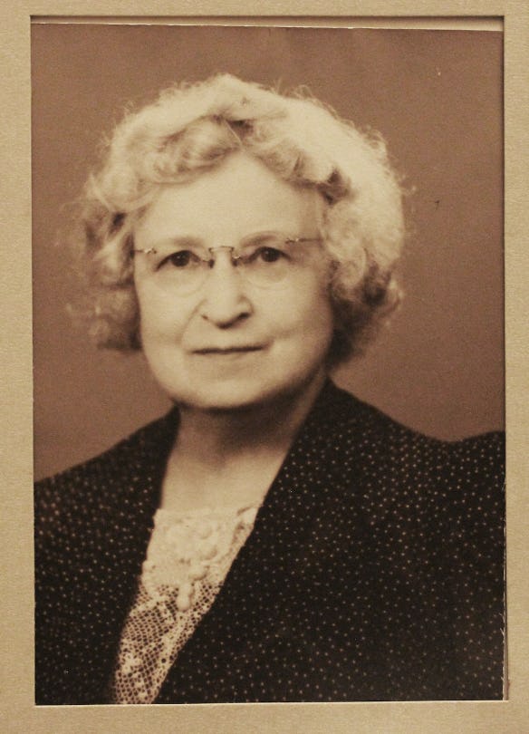 35 Groundbreaking Women From History You Should Know