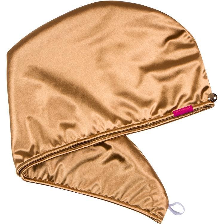 The 17 Best Travel Products For Natural Hair, According To Experts