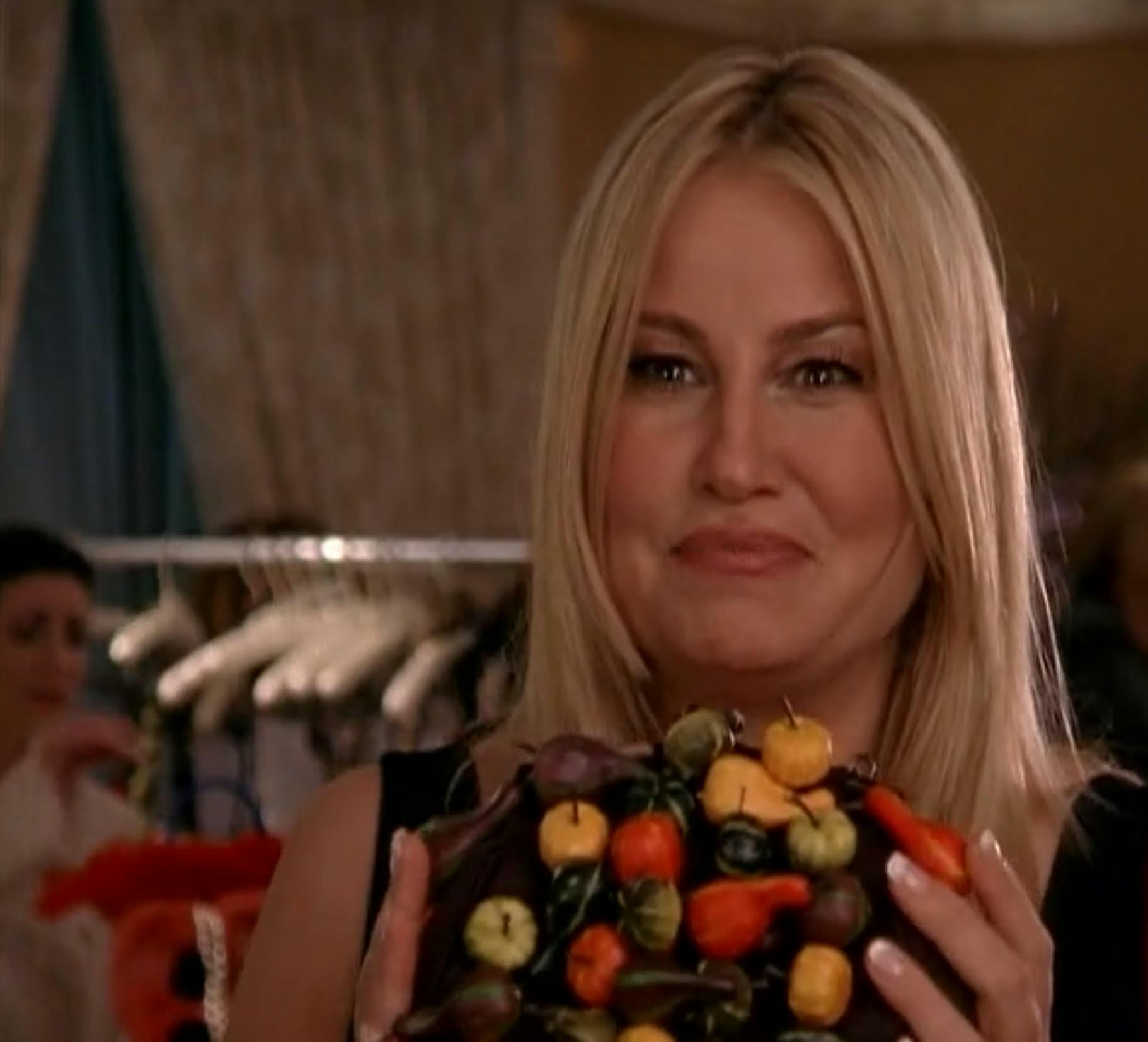 5 “Ugly” Trends From 'Sex And The City' That Are In Style Now