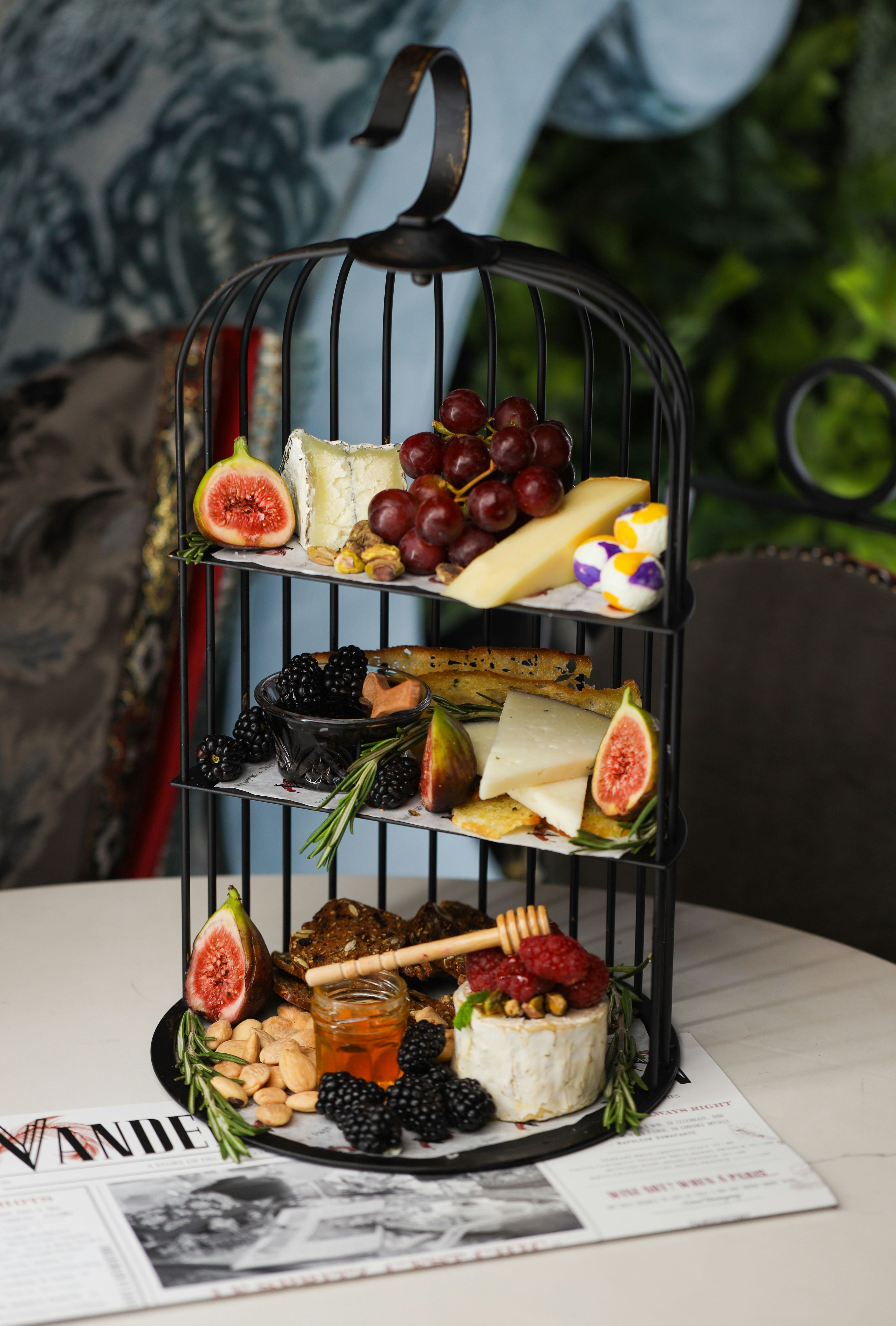 Inside Vegas' Vanderpump À Paris, Home Of Cast Drama & Yummy Drinks