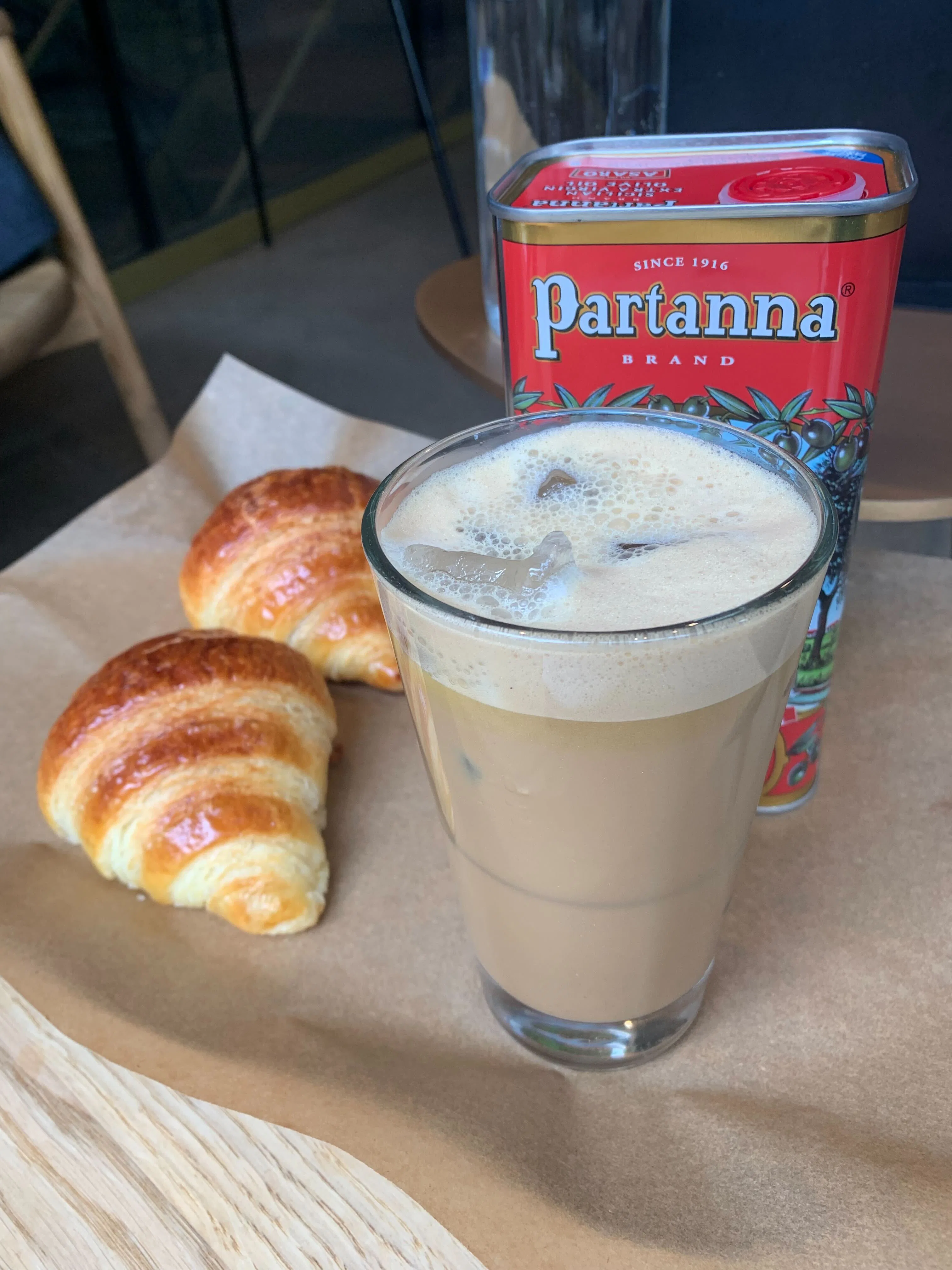 I Tried Starbucks' Oleato Coffee Drinks With Olive Oil: A Review