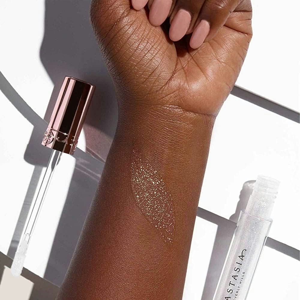 How To Do "Diamond Lips," The Most Glamorous Beauty Trend On TikTok