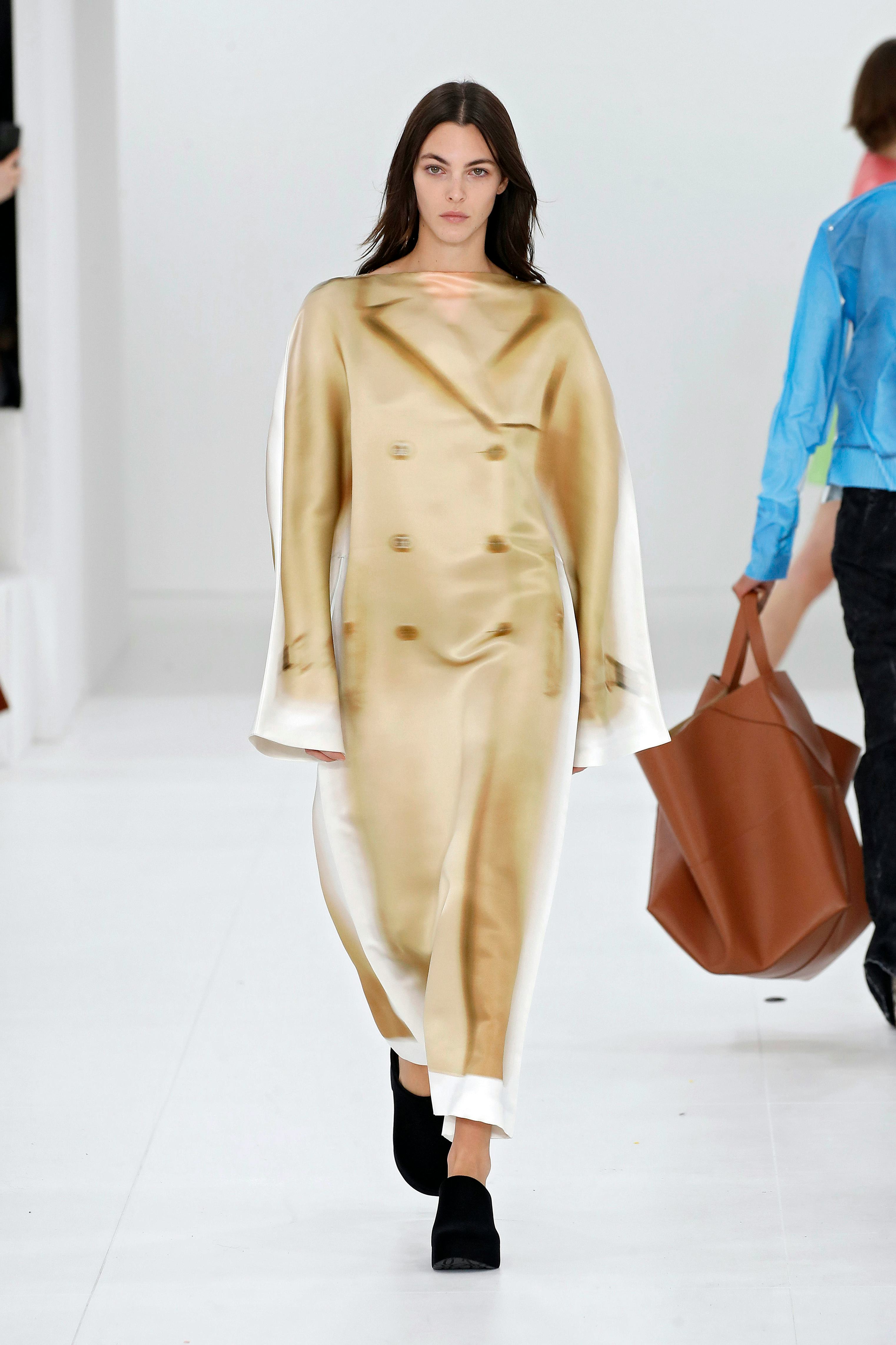 Loewe Fall 2023 Paris Fashion Week Review: Normcore Redux