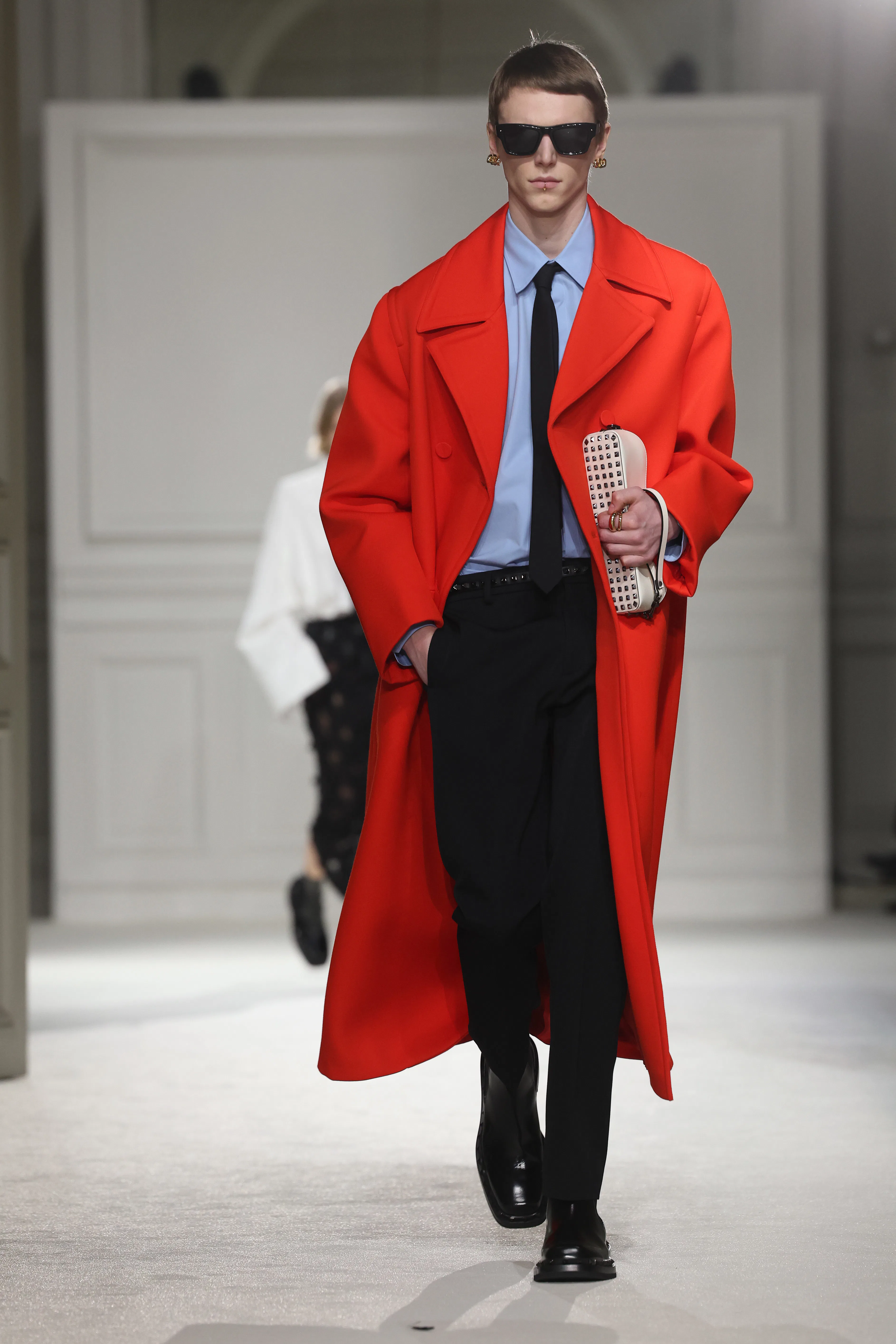 Valentino Fall 2023 Paris Fashion Week Review: Black Tie, Pierpaolo’s Way