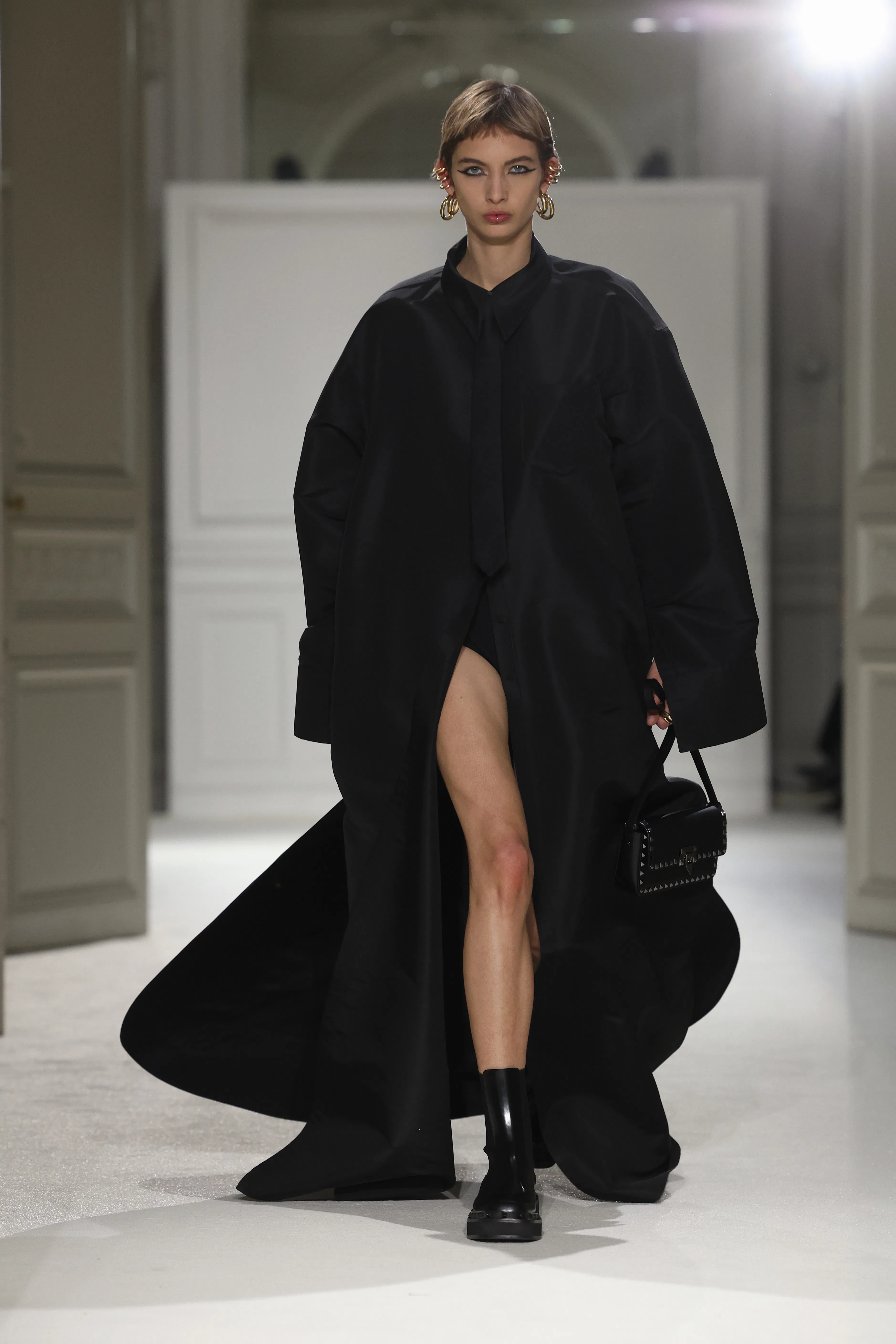 Valentino Fall 2023 Paris Fashion Week Review: Black Tie, Pierpaolo’s Way