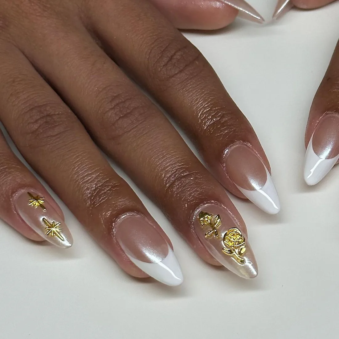 25 Camera-Ready Vacation Nail Ideas That Will Pop In All Your Pics