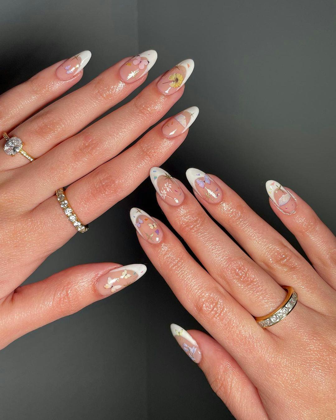 25 Camera-Ready Vacation Nail Ideas That Will Pop In All Your Pics