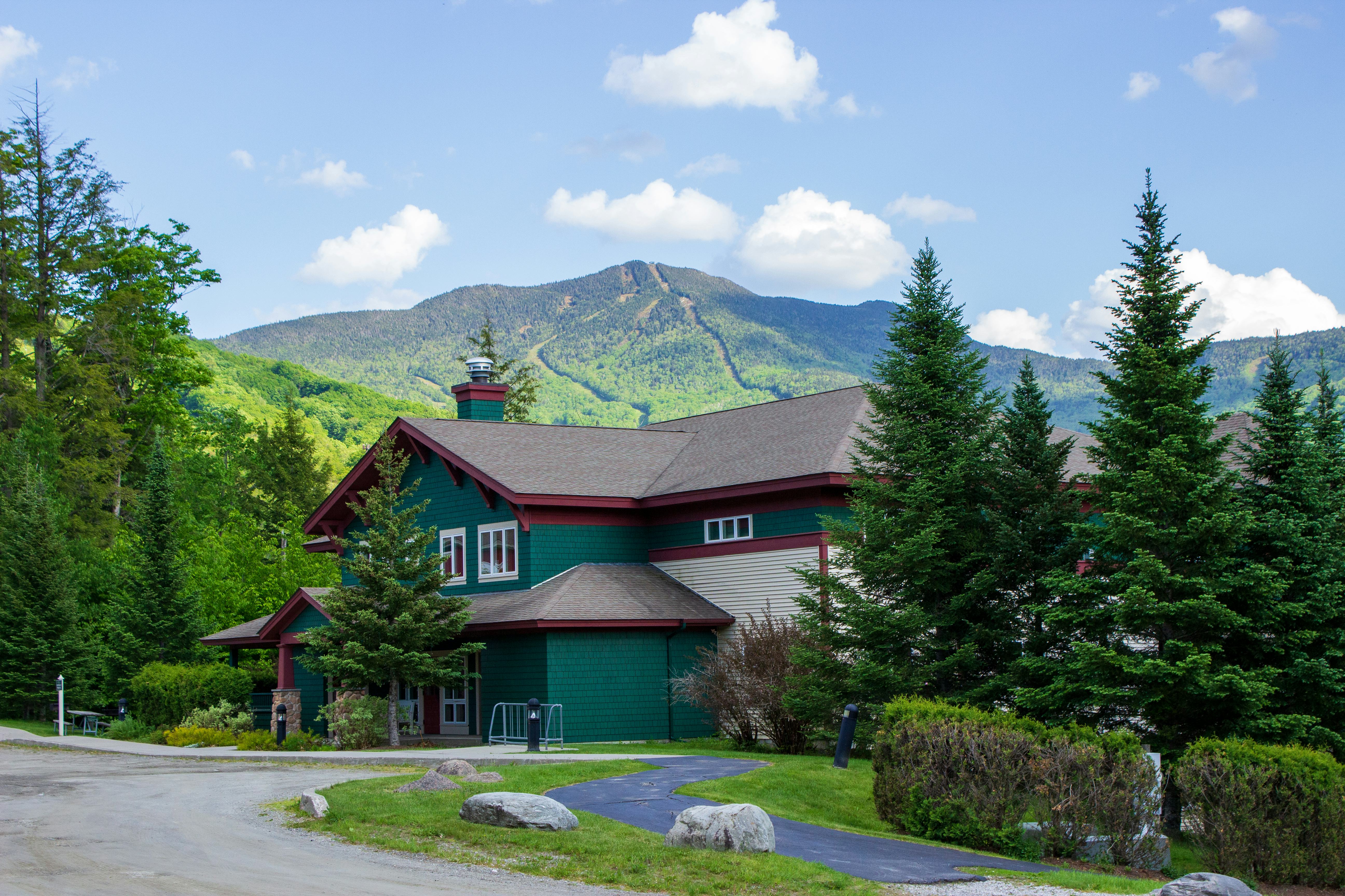 4 Family-Friendly Mountain Resorts That Offer Something For Everyone