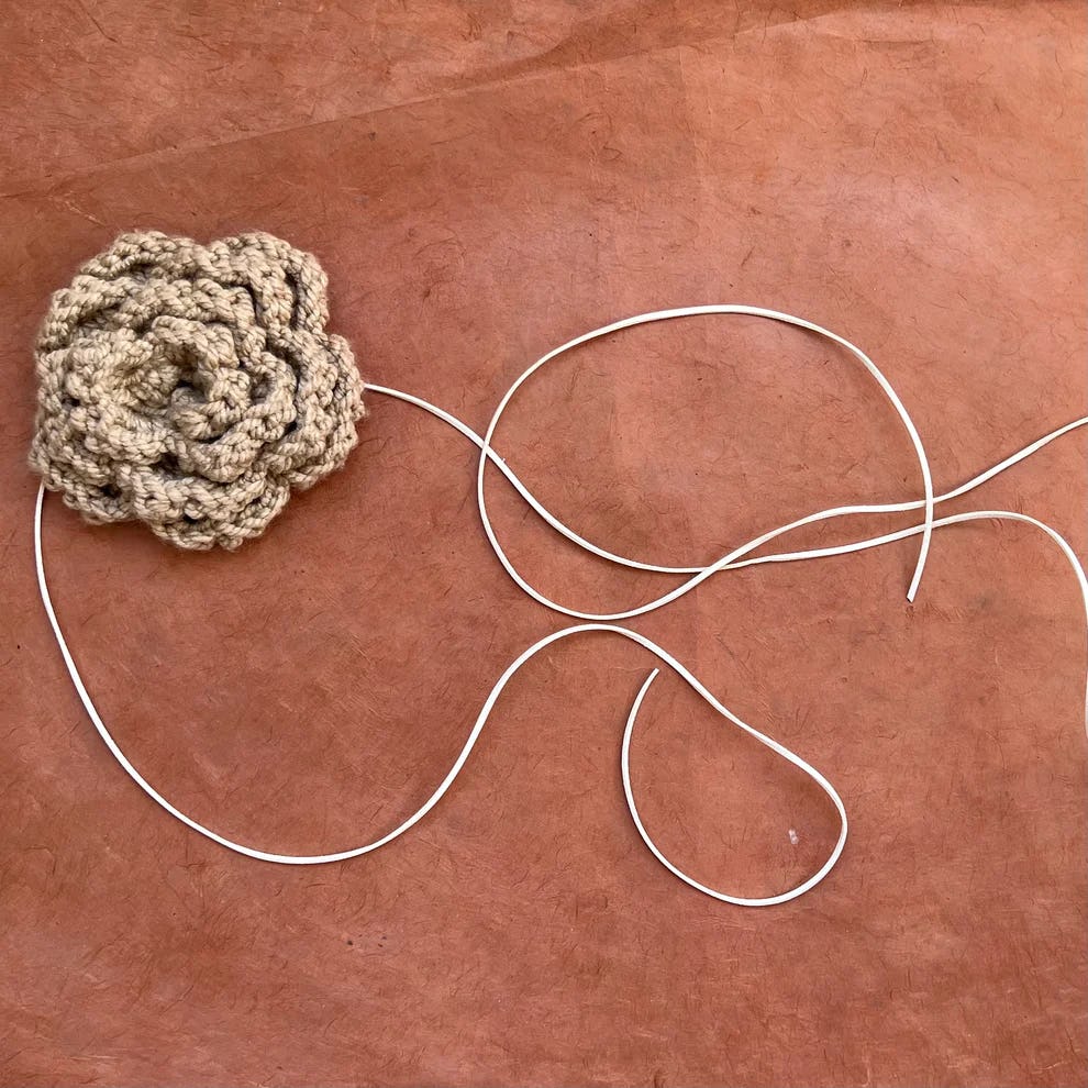 Rosette Outfit Ideas That Are Both Sophisticated And Sweet