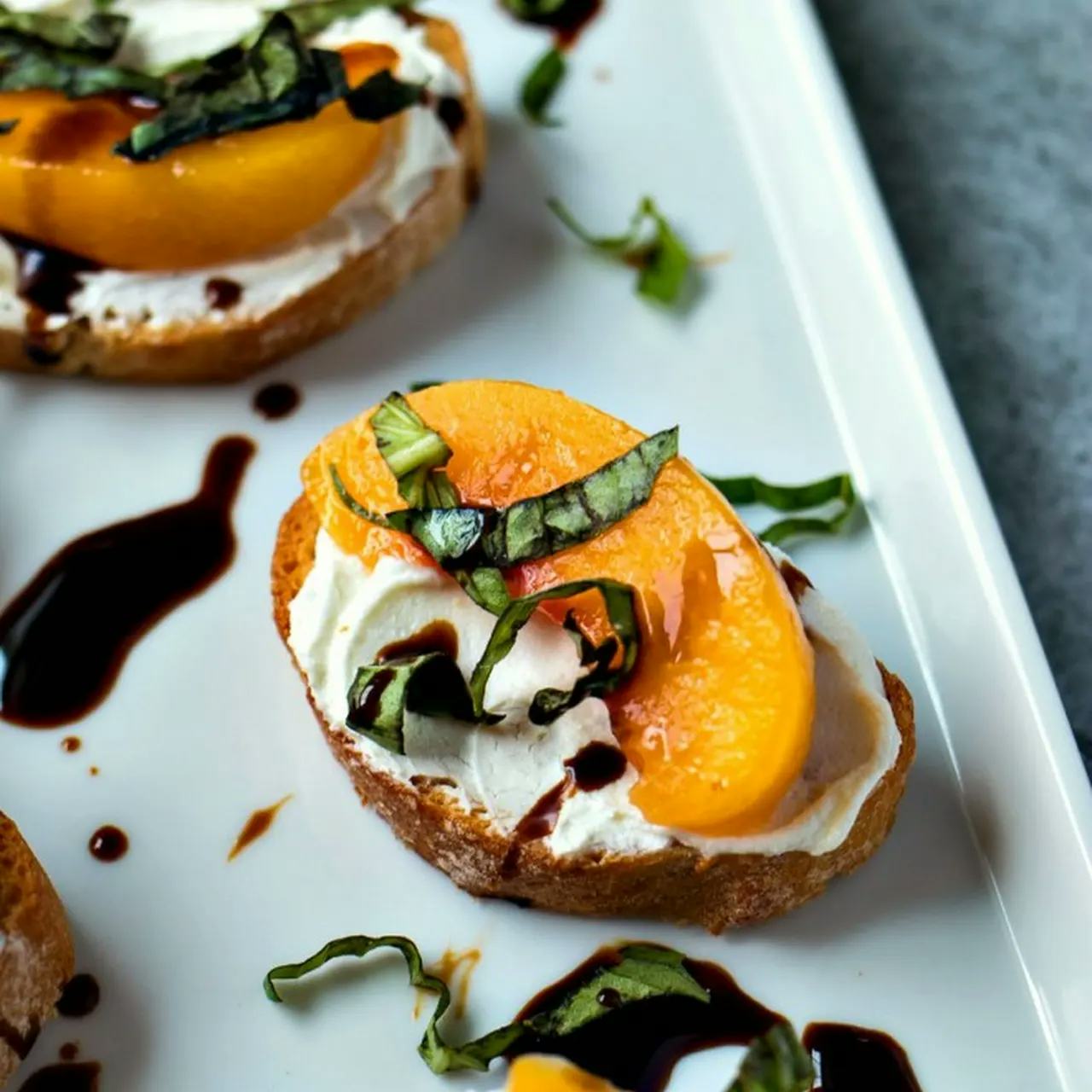 19 Easy Summer Snacks, From Sweet Treats To Savory Dips