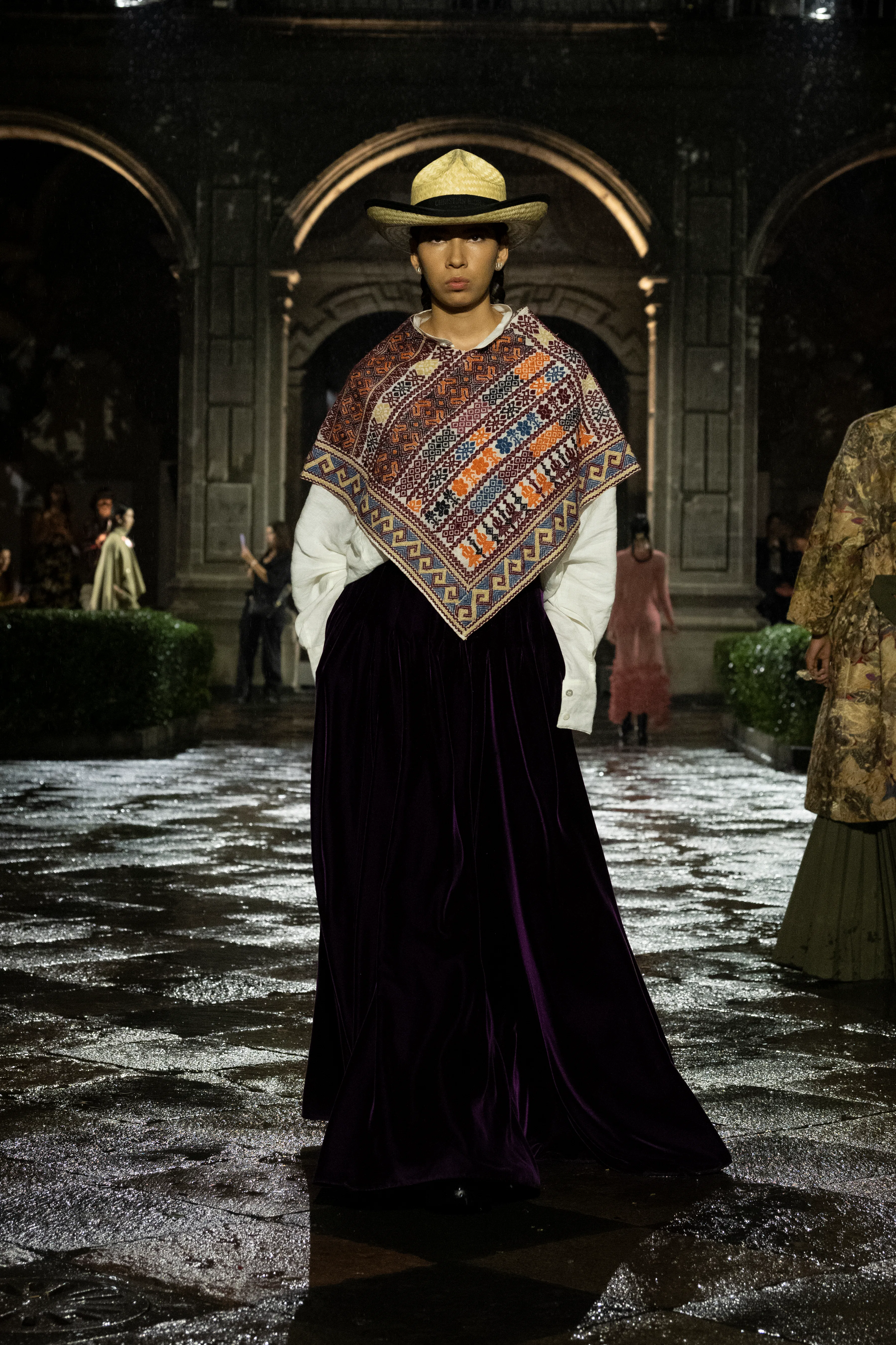 Dior's Cruise 2024 Collection Honors Mexican Artist Frida Kahlo