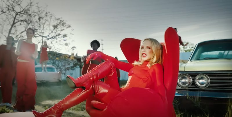 Memes & Tweets About Kylie Minogue’s “Padam Padam” Song