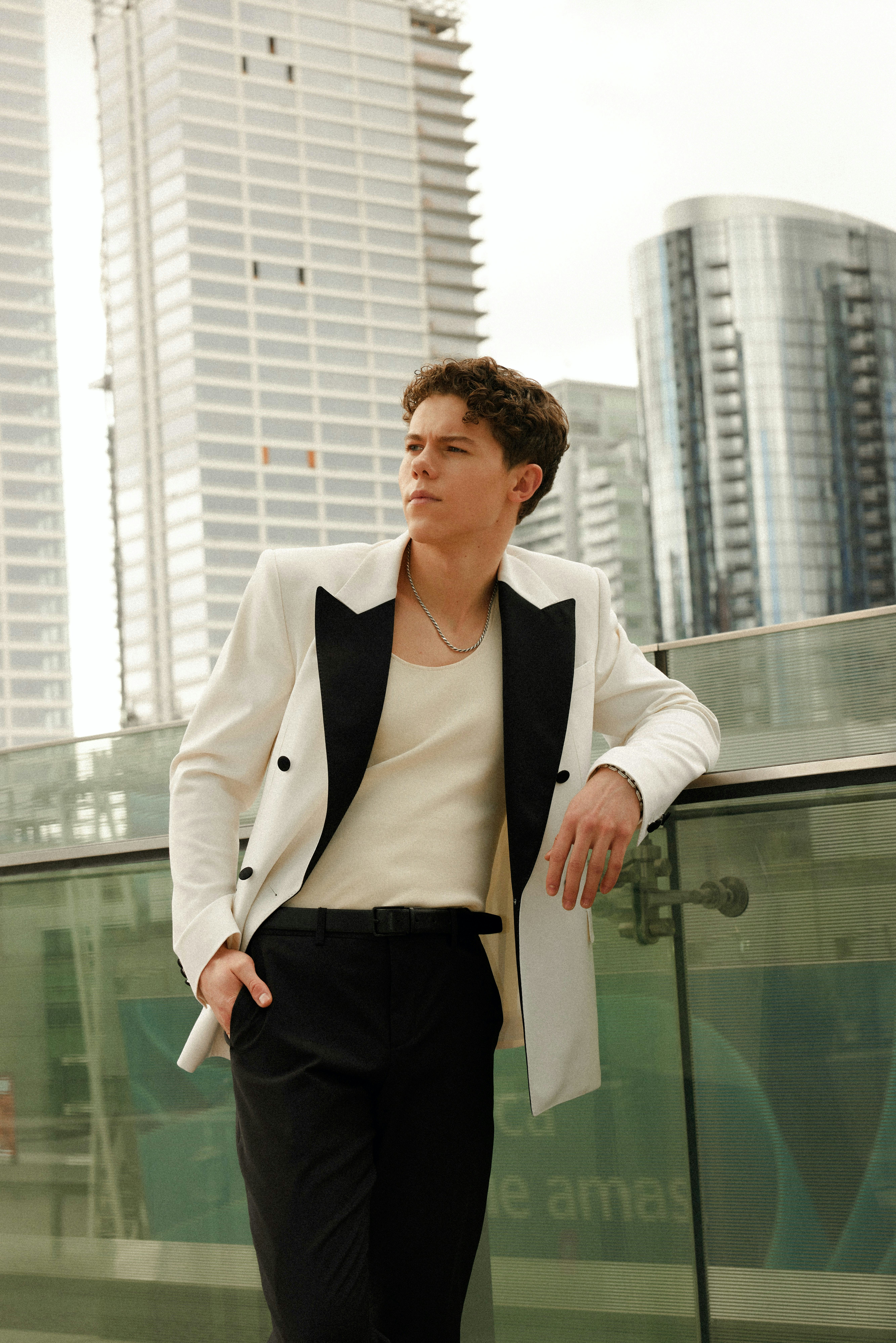 Case Walker On Growing Up With ChaseDreams on 'The Other Two' Season 3