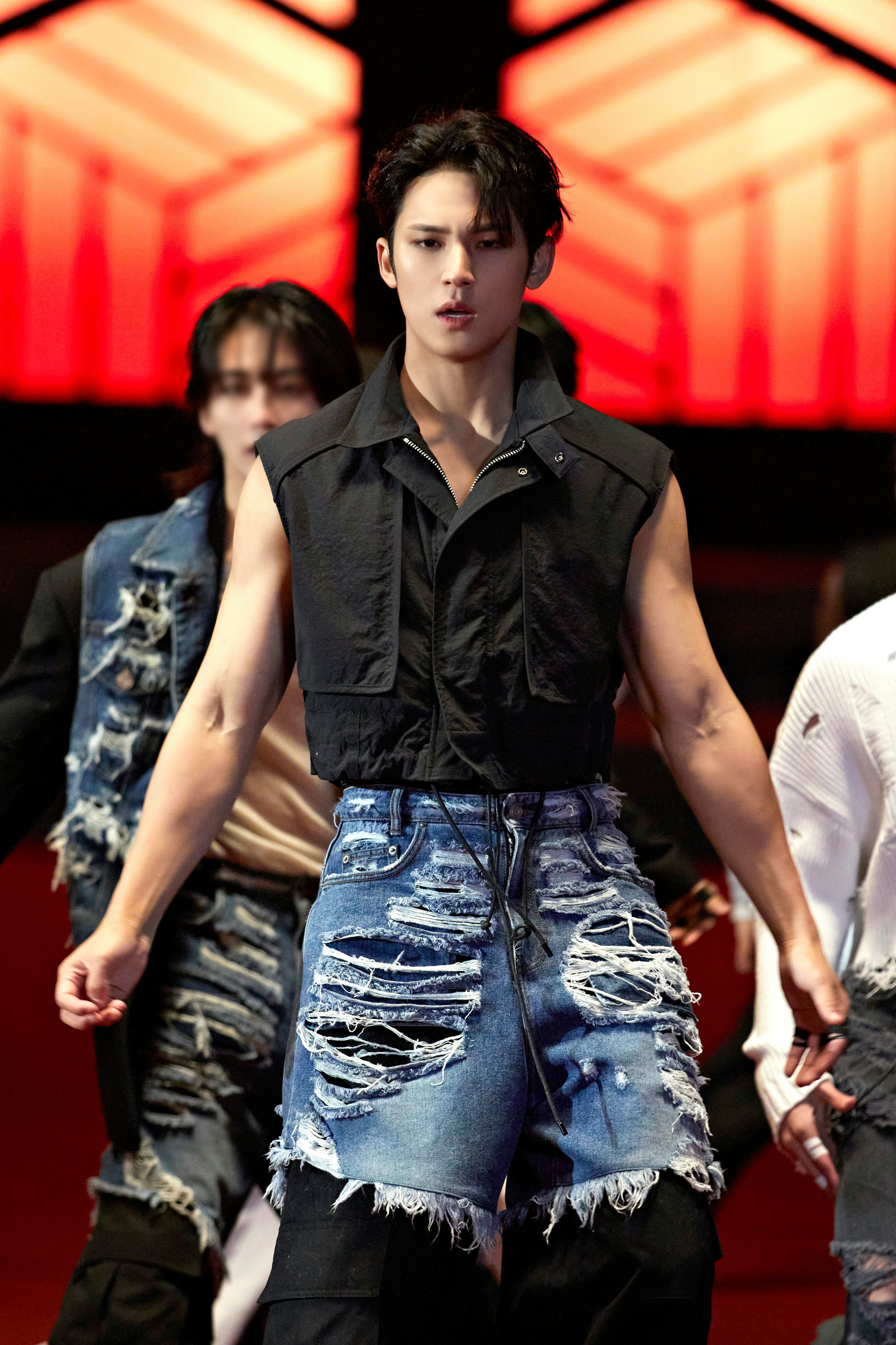 Seventeen On "Super" & Executing Their Most Technical Choreography Yet