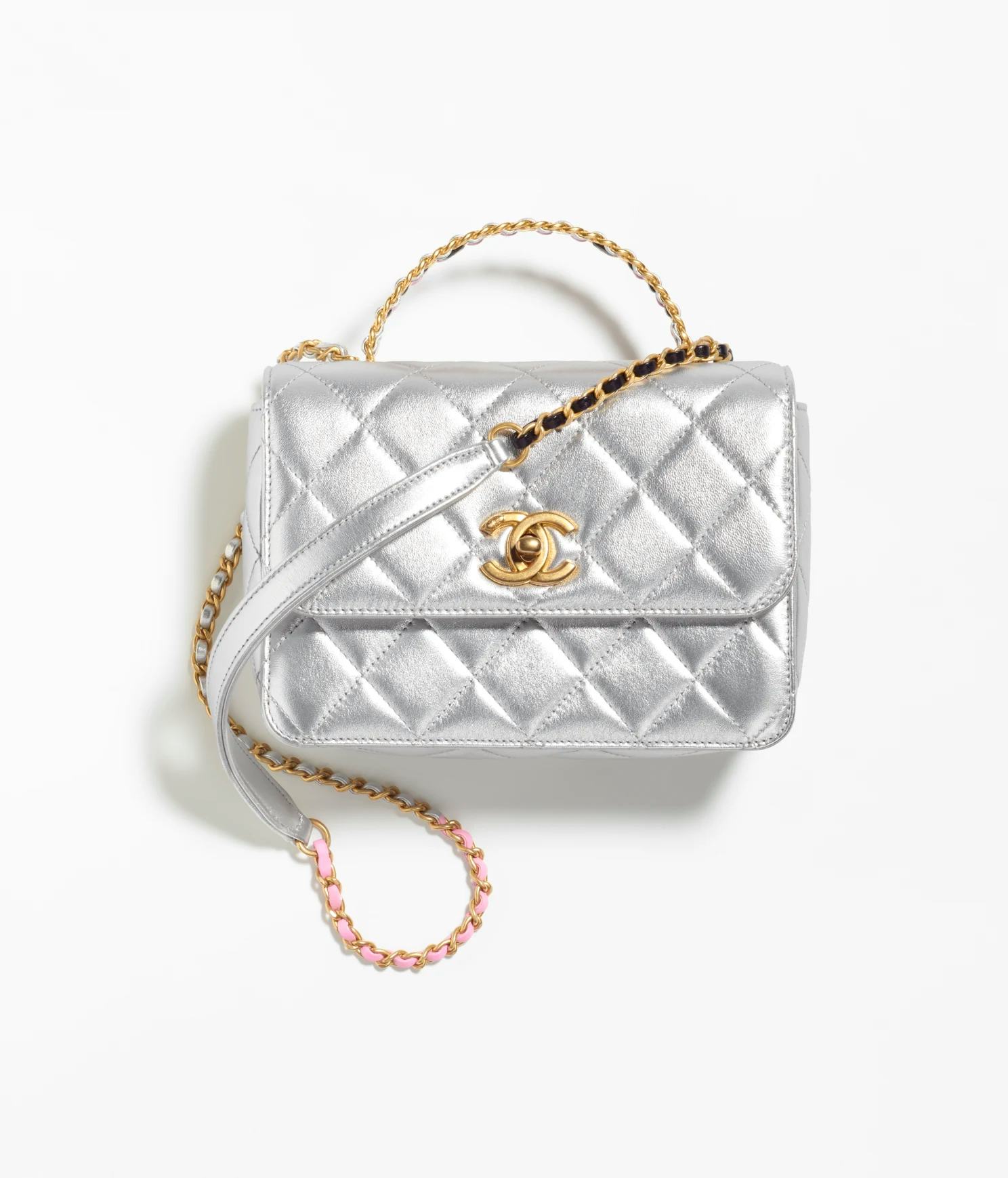 Chanel’s Mini Flap Is The Official Bag Of The “Old Money” Aesthetic
