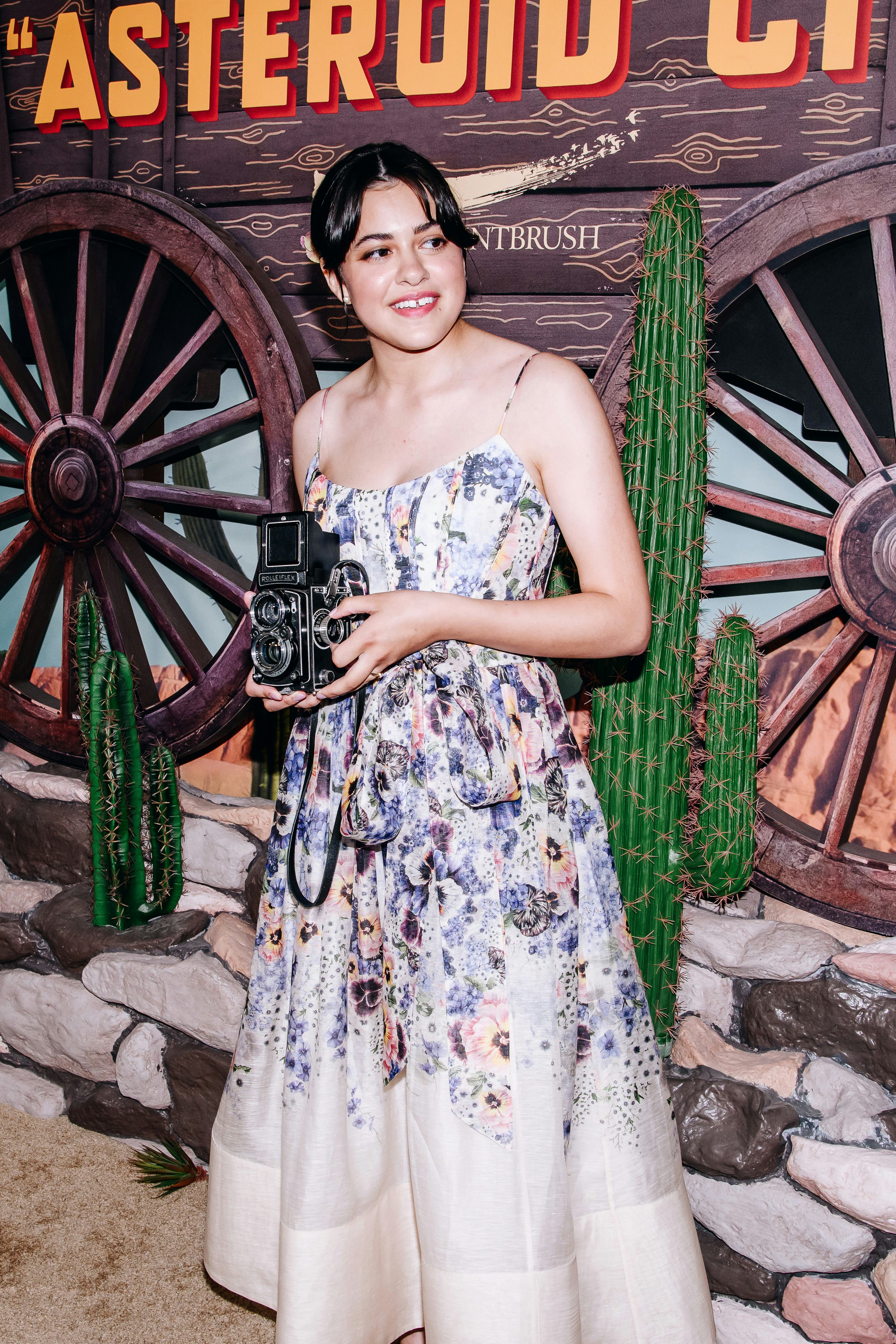 ‘Asteroid City's’ Grace Edwards Talks Wes Anderson & the Star Gazers