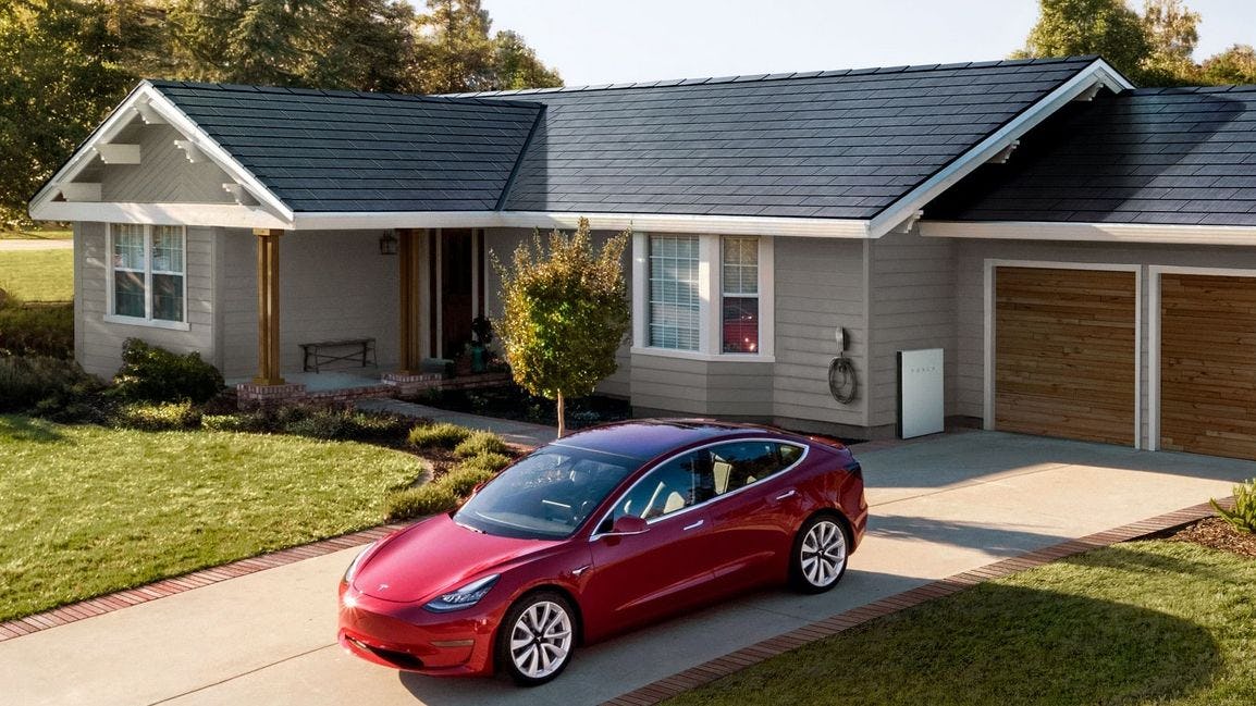 Tesla’s New Powerwall Feature Charges Your EV With Solar