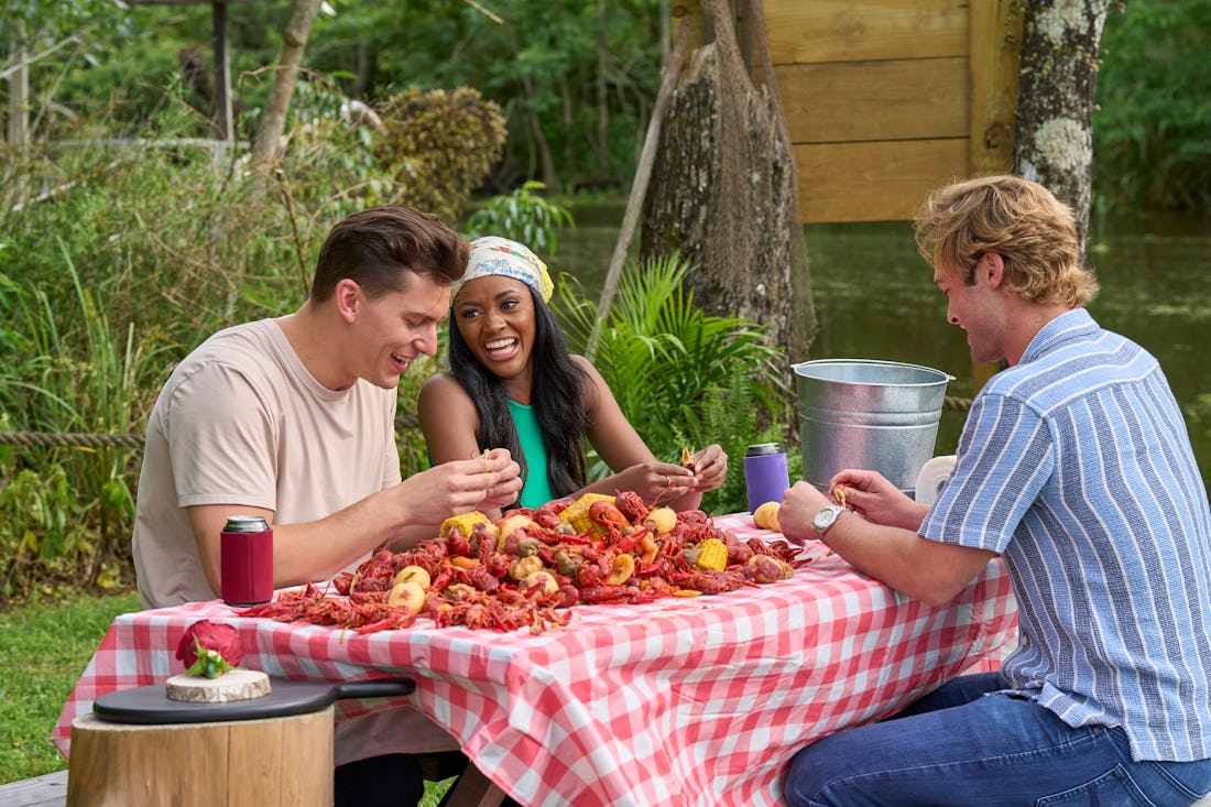 Memes & Tweets About Sean & Tanner's 'Bachelorette' 2-On-1 Date