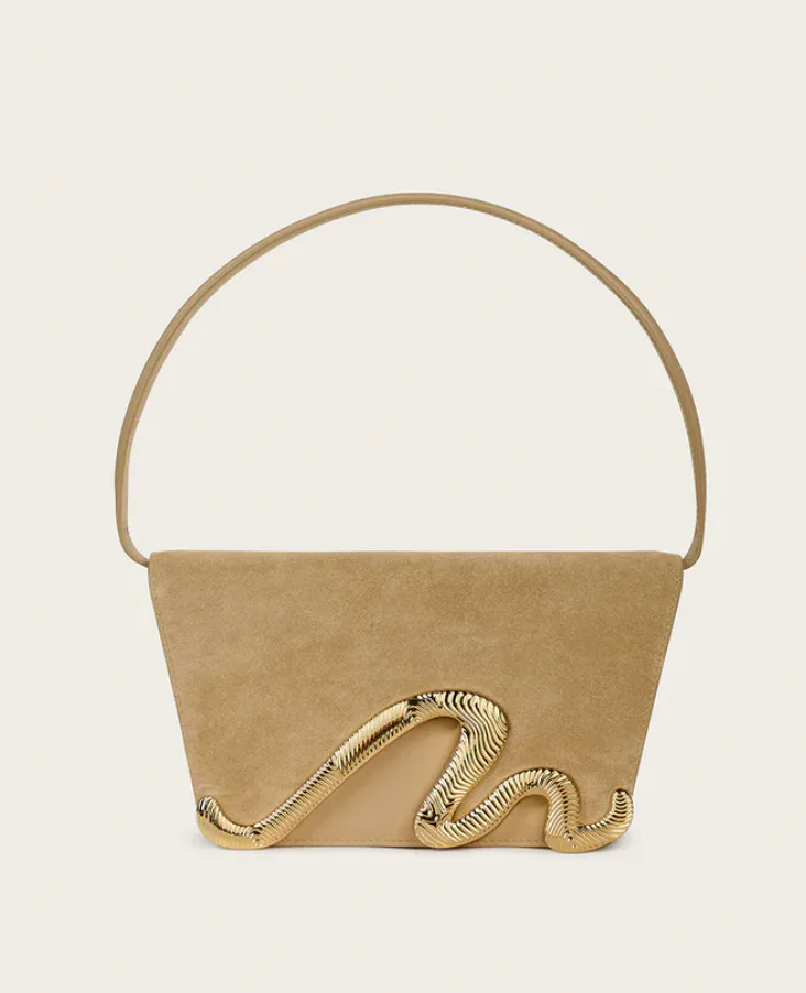 These 5 Statement Bags Add A Cool Factor To My More Basic Outfits