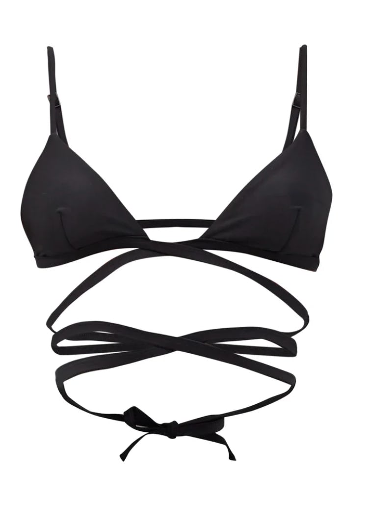 These Celebrity Swimsuit Trends Give You All The Style Inspo You Need