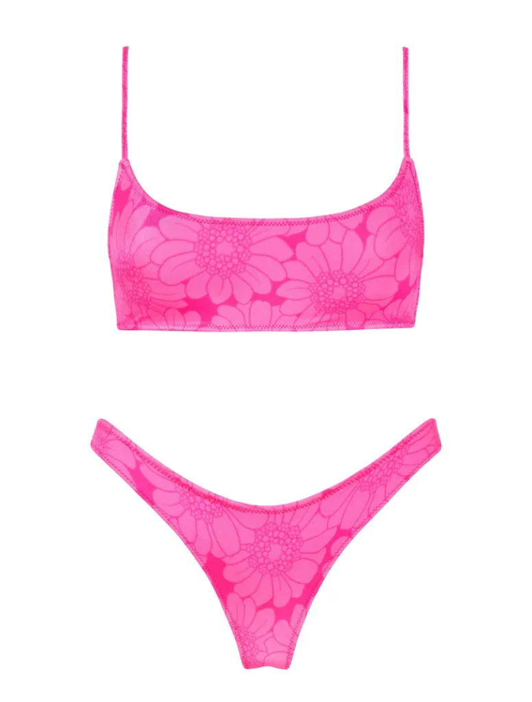 These Celebrity Swimsuit Trends Give You All The Style Inspo You Need
