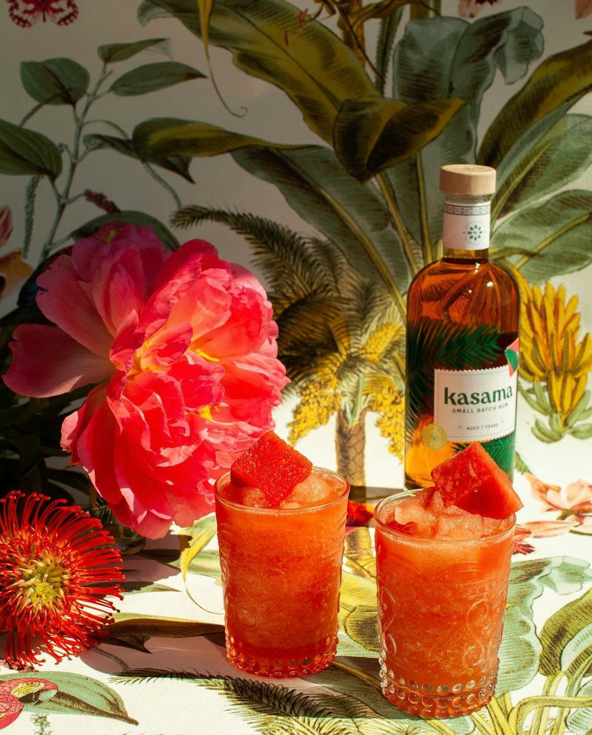 The Best Tropical Cocktails To Whip Up All Summer