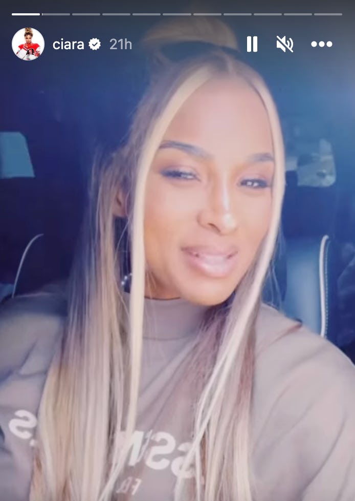 Ciara's Face-Framing Highlights Are The Best Way To Do '00s Nostalgia