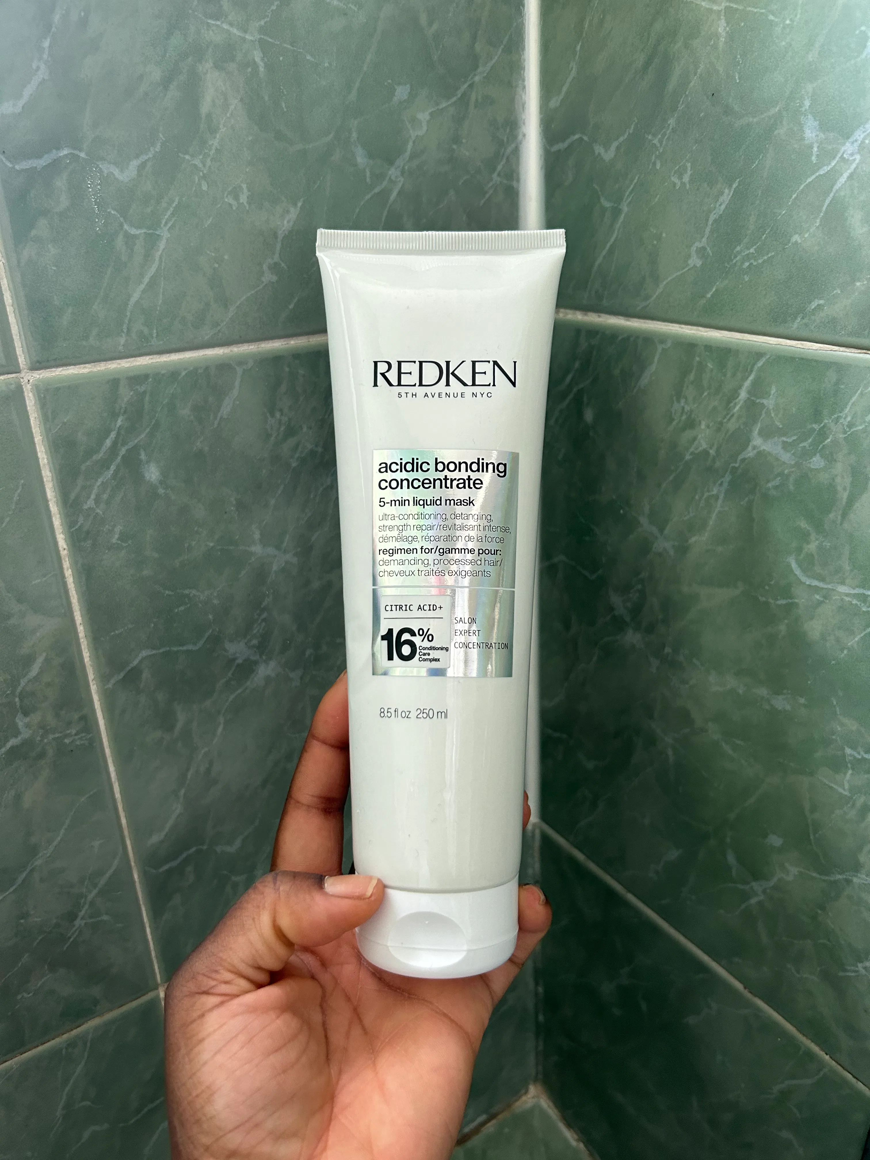 Redken Acidic Bonding Focus 5-Min Liquid Masks Assessment: A Shine ...