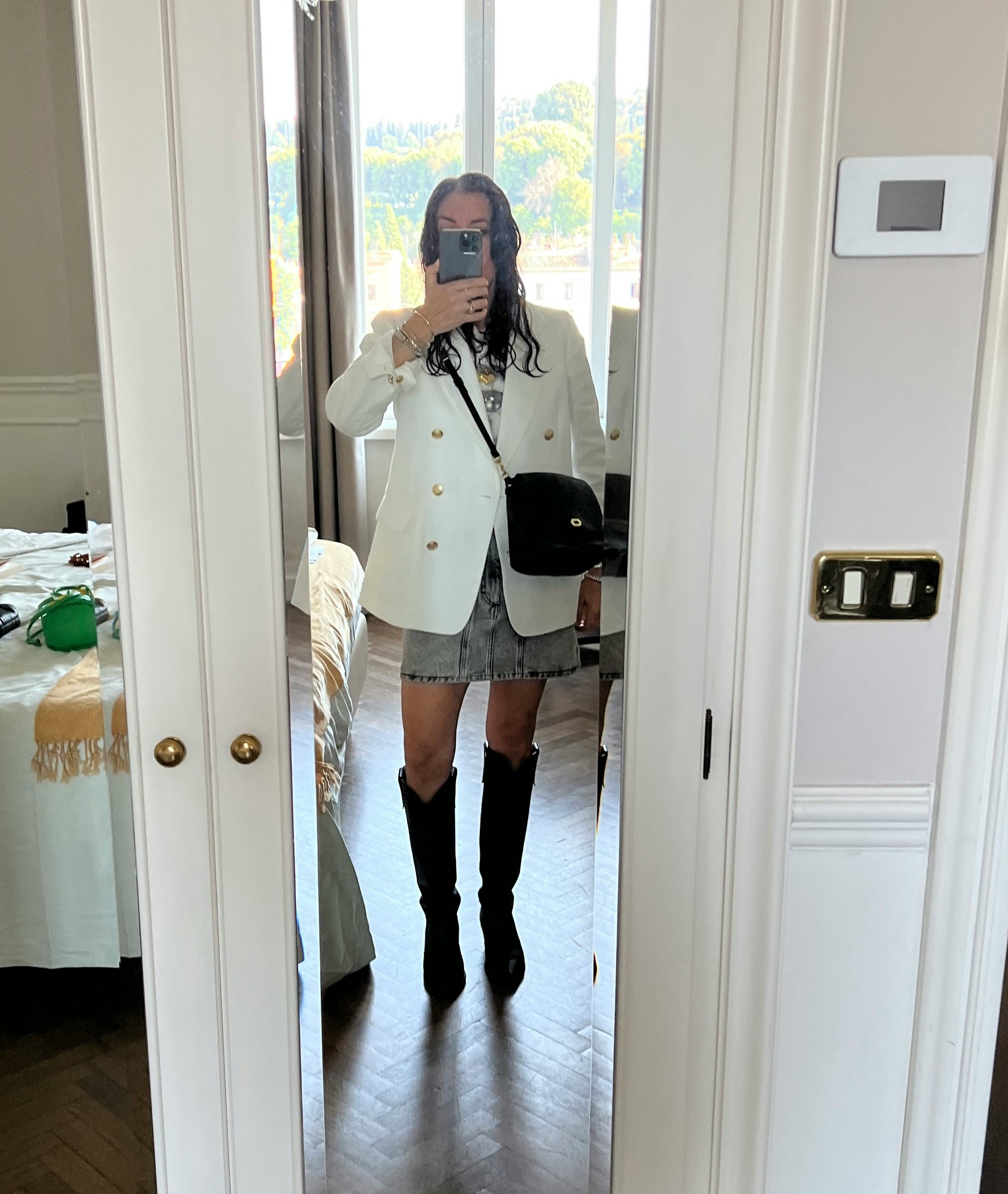 Packed To Perfection: Clare Vivier Shares Every Masterfully Mixed Look ...