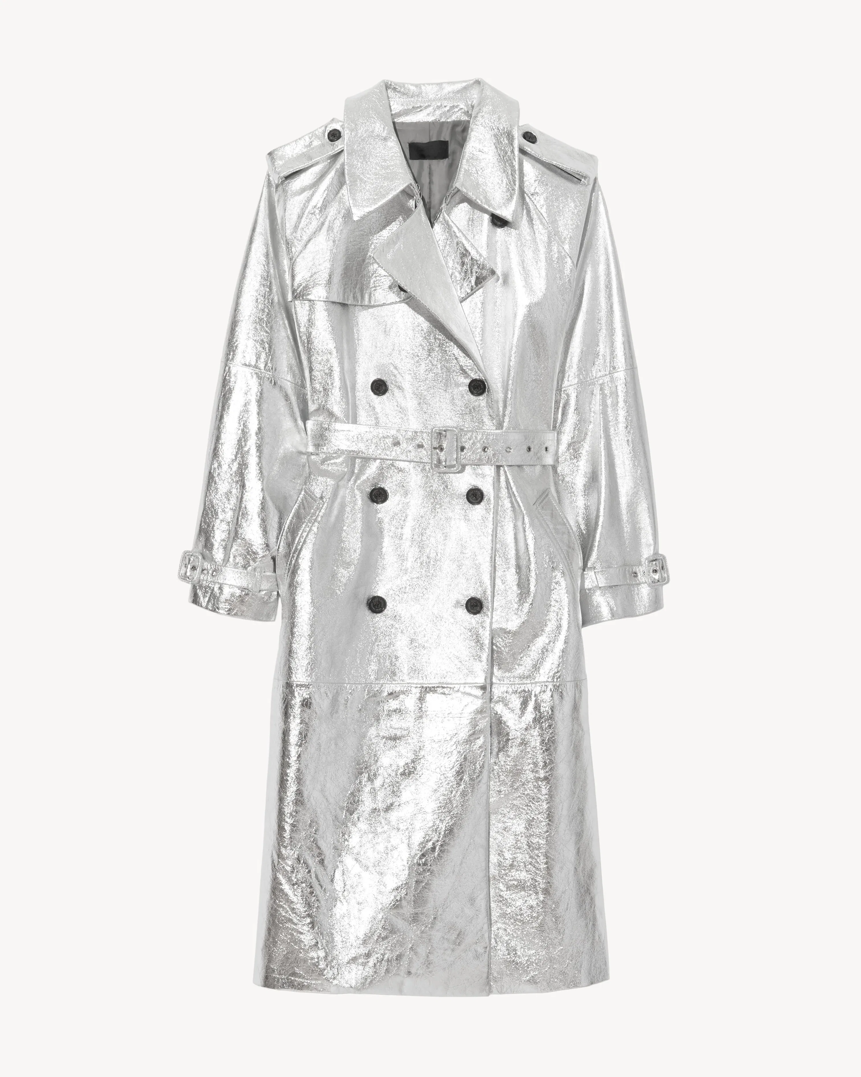 Samantha Jones' Outfit In The 'AJLT' Finale Spotlights Her Favorite Color