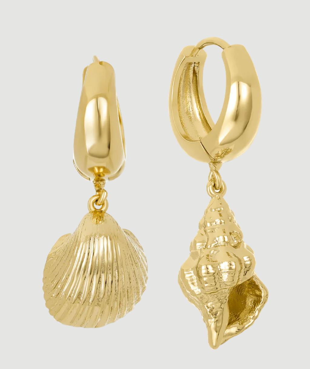The Best Shell Jewelry Pieces That Feel Grown-Up Yet Still Playful