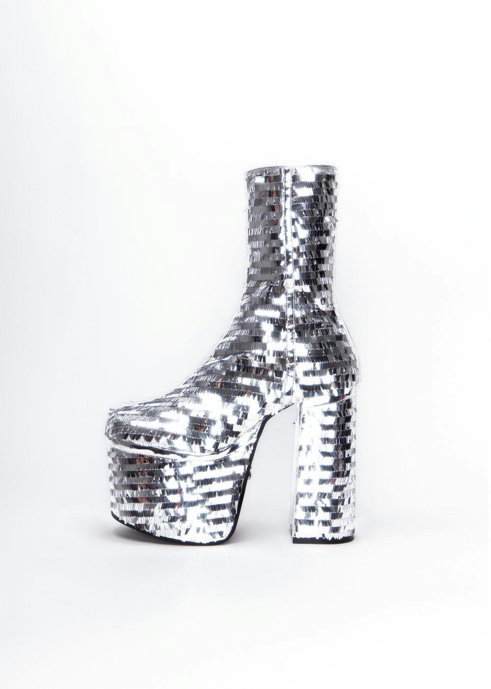 Metallic Boots That Make Getting Dressed 1000 Times More Fun