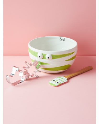 21 Unexpected Halloween Decor Items That Aren’t Orange Or Black